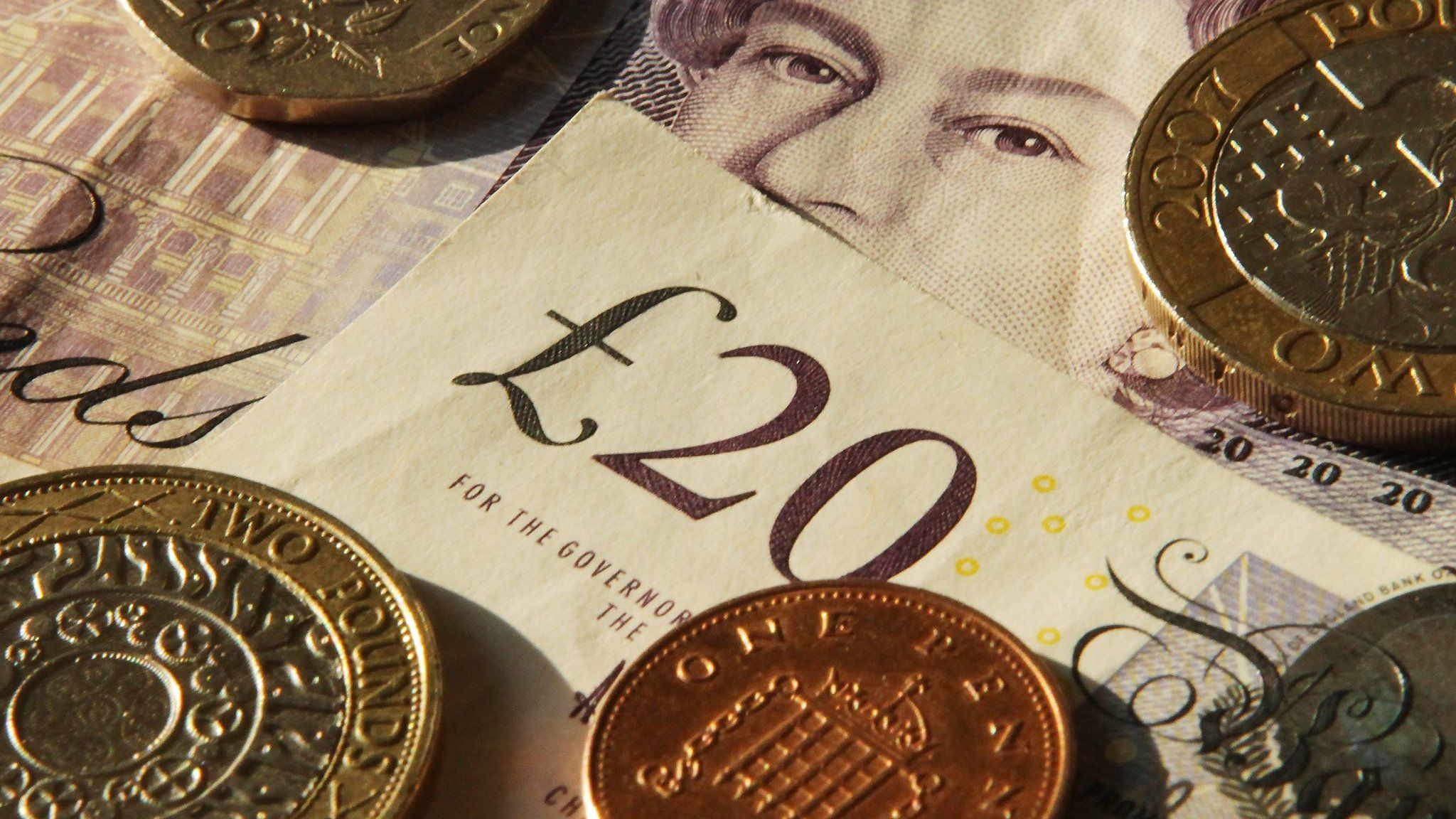 Will sterling sink if the UK votes for Brexit? - BBC News