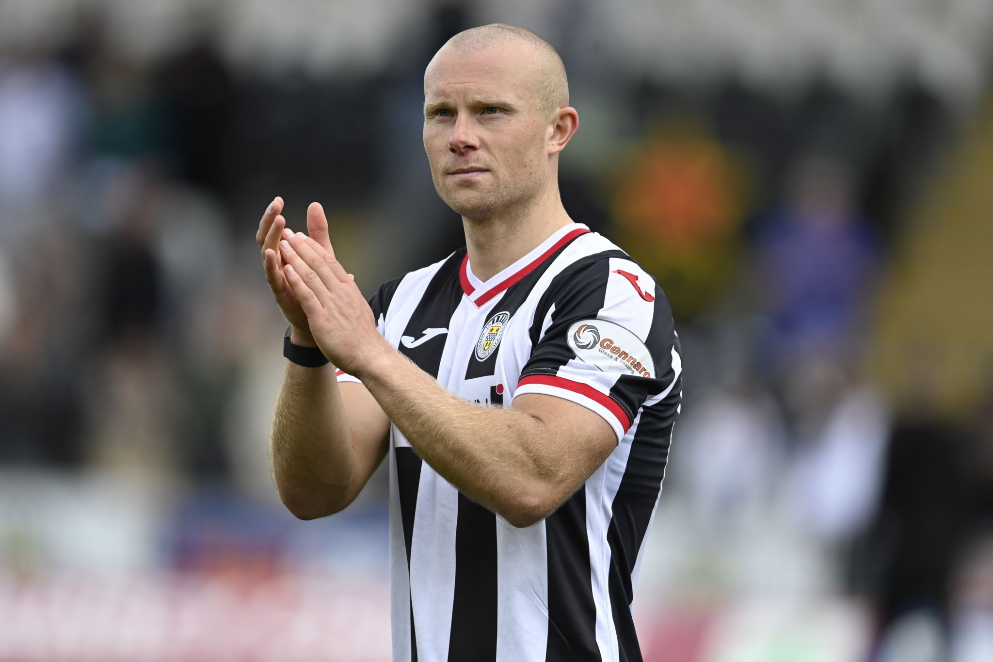 St Mirren confirm key trio's exit as Boyd-Munce signs new deal - BBC Sport