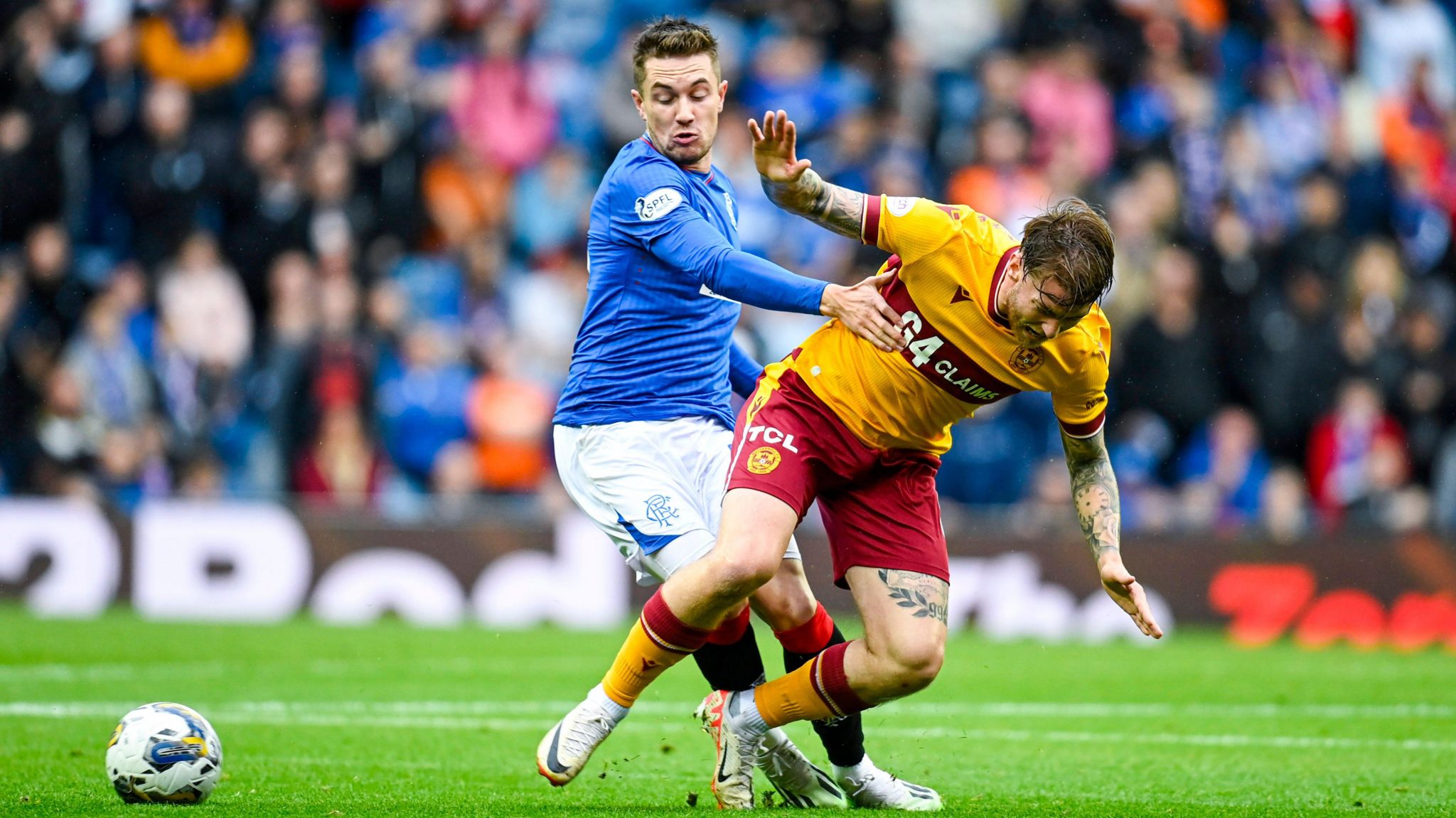 What's Motherwell midfielder Slattery's secret skill? - BBC Sport