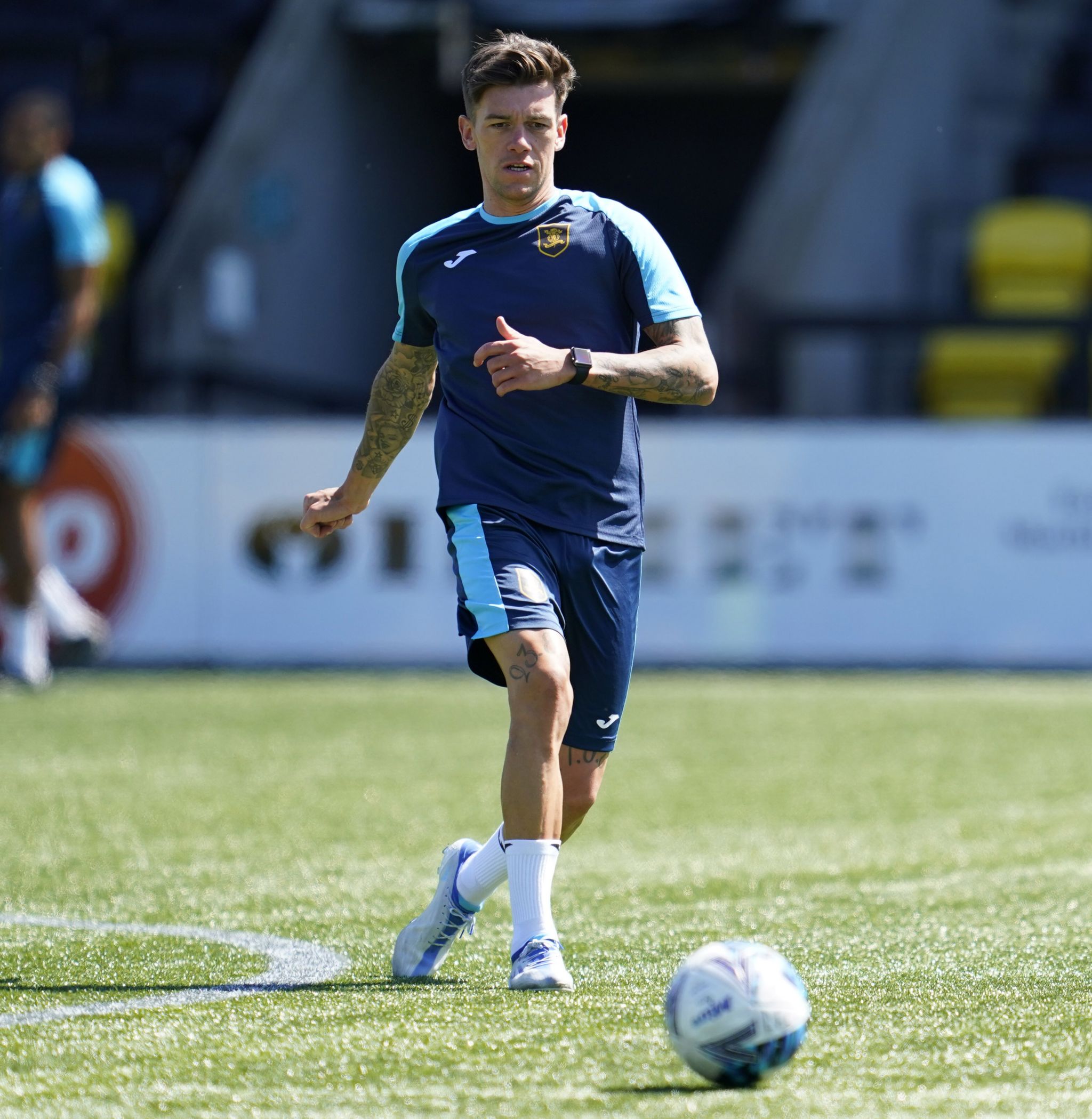 Josh Mullin released by Livingston - BBC Sport