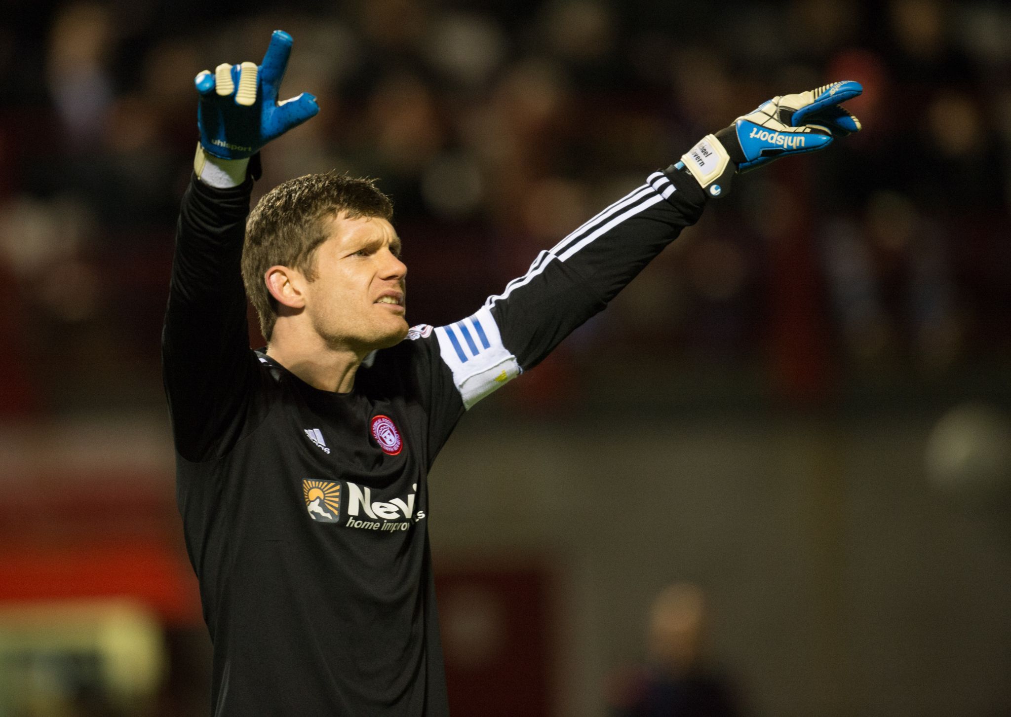 McGovern signing a 'no-brainer' - Naismith - BBC Sport