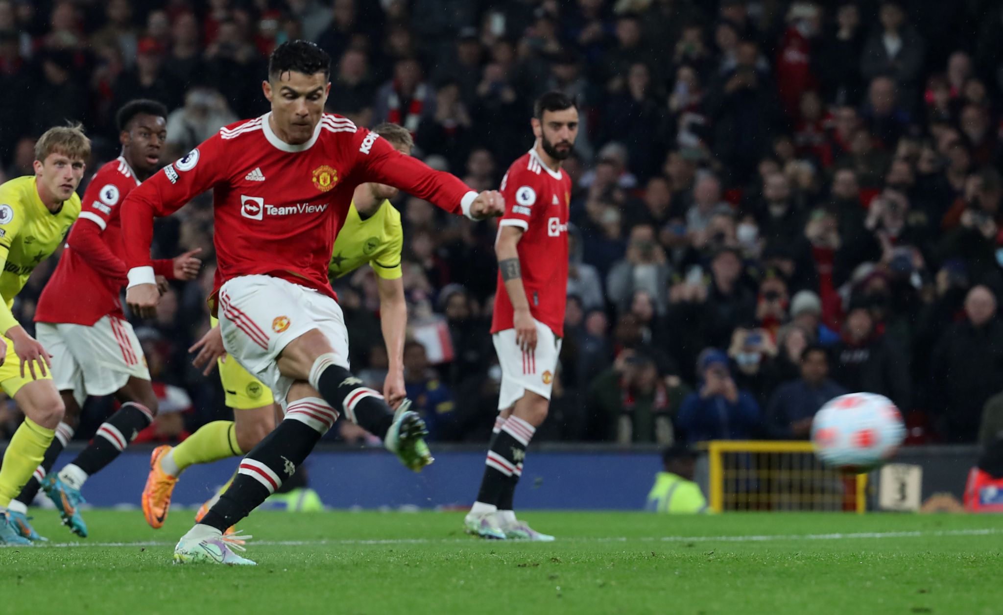 Manchester United v Brentford: Pick of the stats - BBC Sport