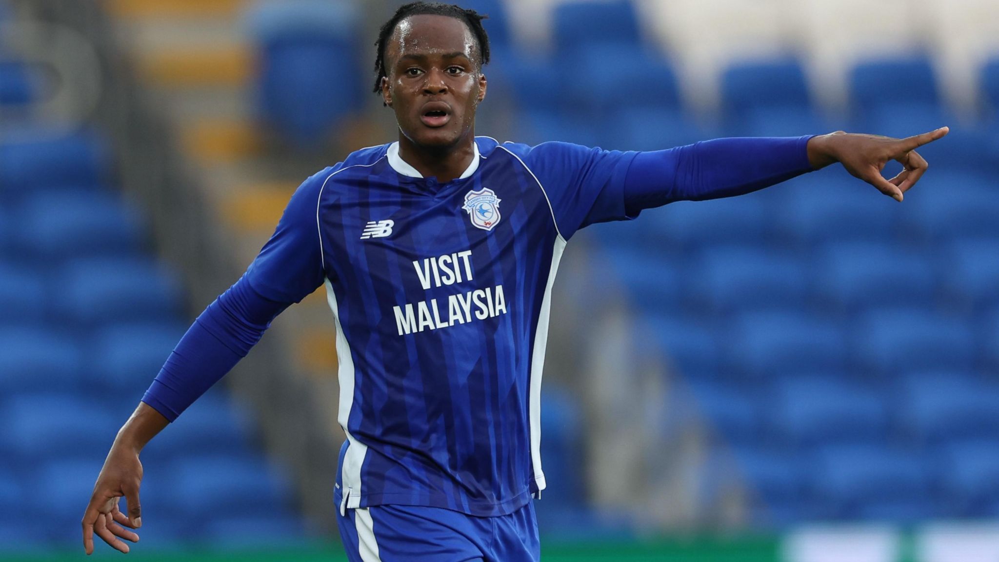 Xavier Benjamin: Cardiff City defender joins Dunfermline on loan - BBC ...