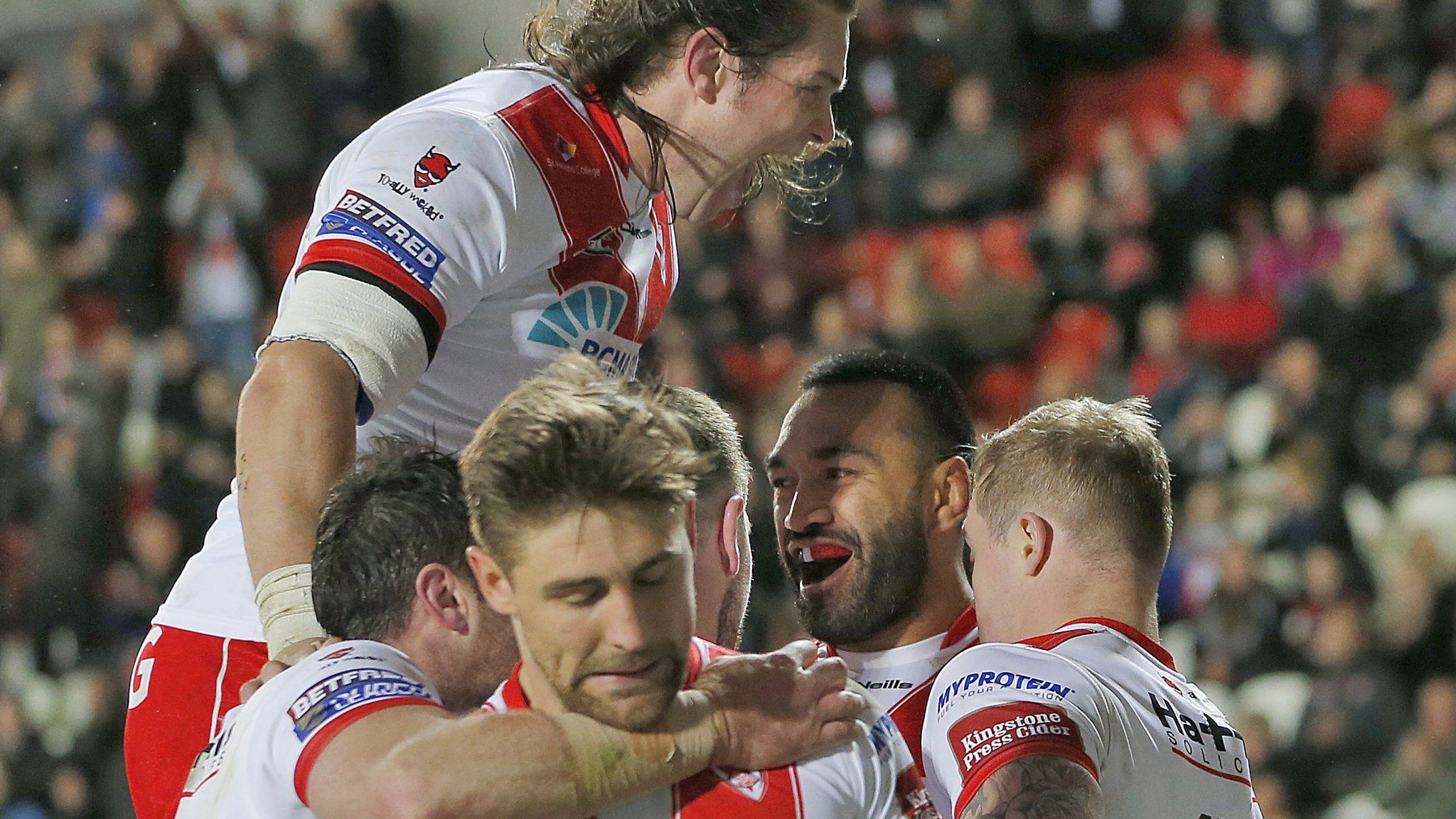 Super League: Warrington Wolves 25-14 Leeds Rhinos - BBC Sport