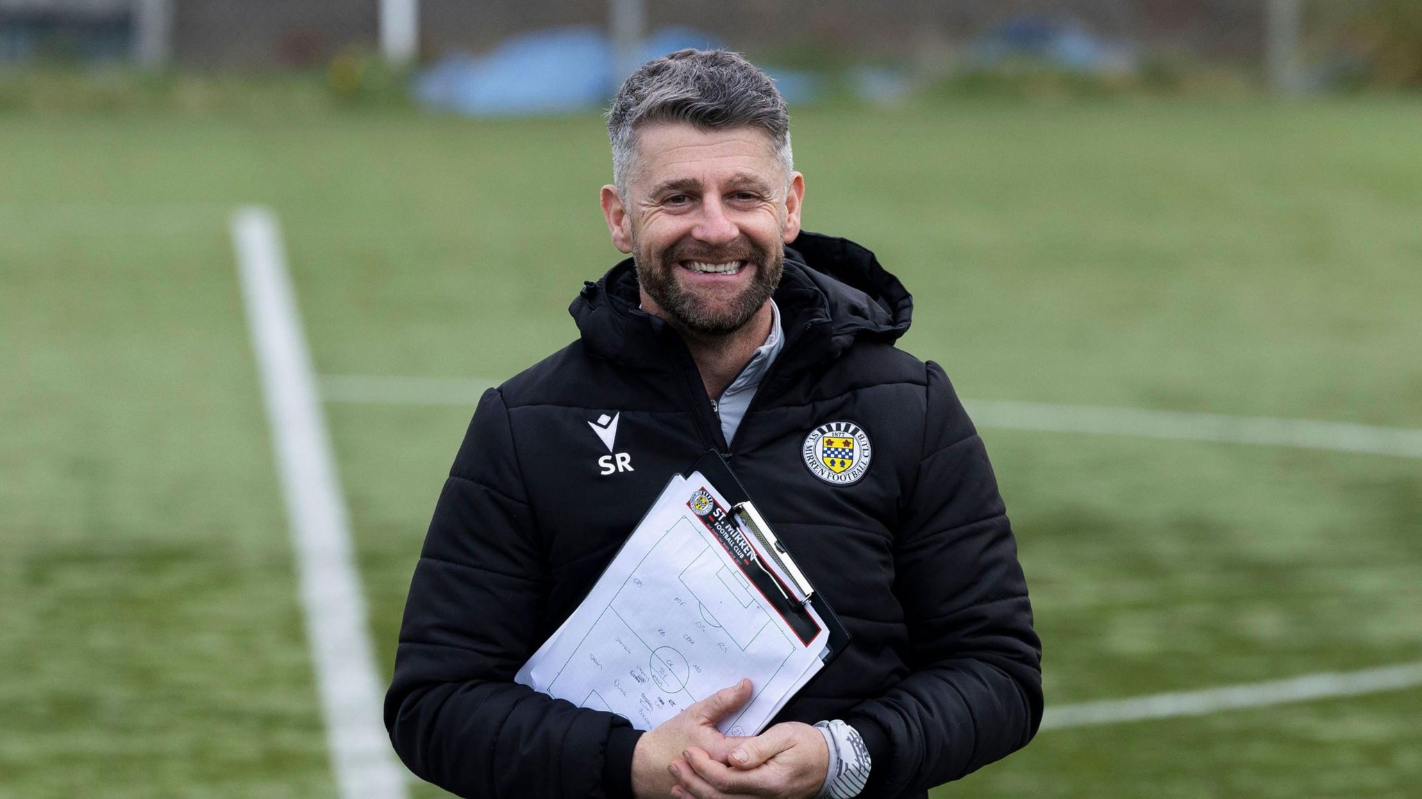 St Mirren: Robinson on summer window and top-six push - BBC Sport