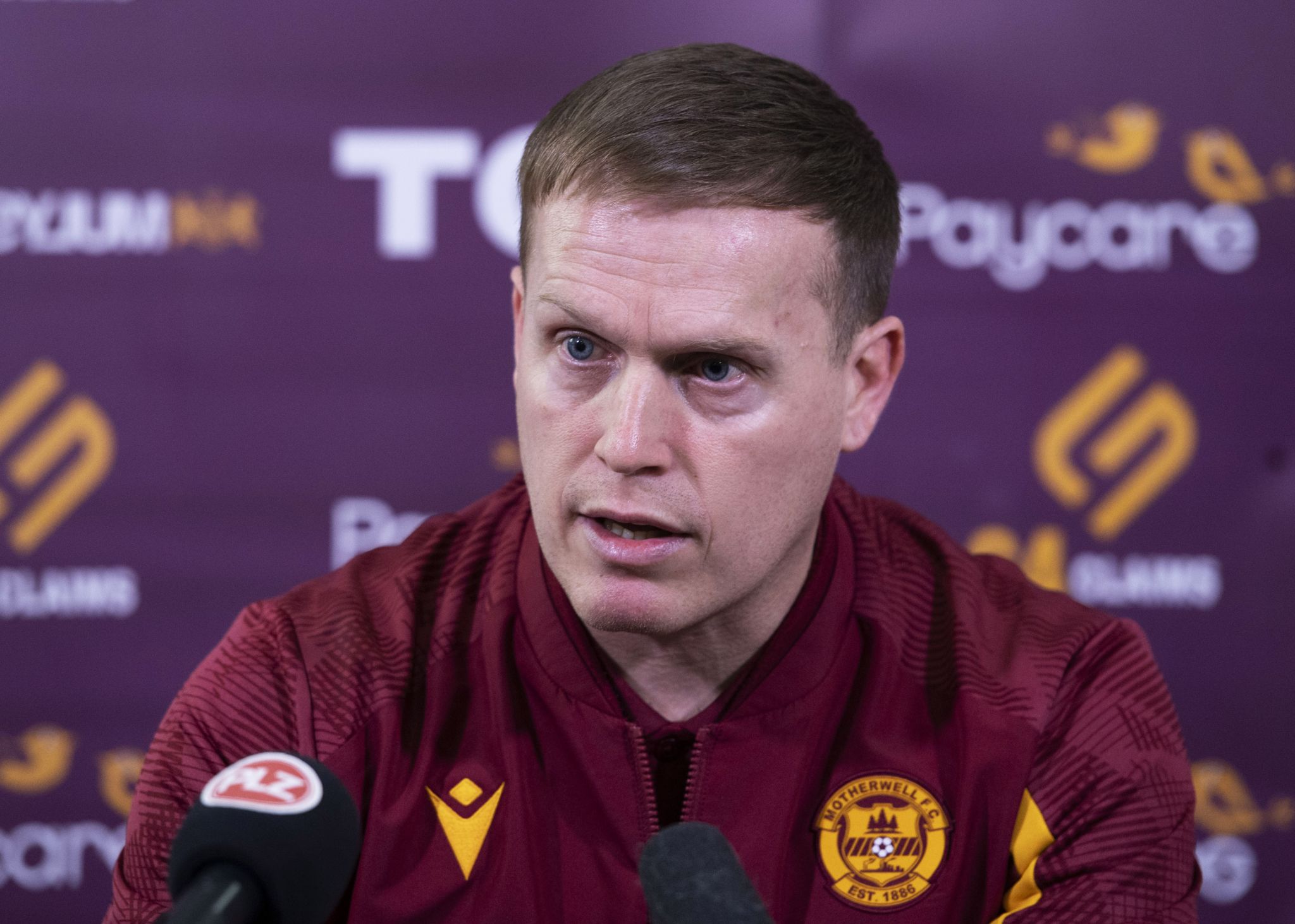 Hammell on harsh words, more signings & Aberdeen - BBC Sport