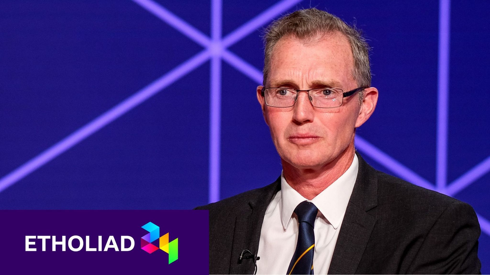 Sir Fynwy: Cystadlu brwd mewn etholaeth sy'n las ers 2005 - BBC Cymru Fyw