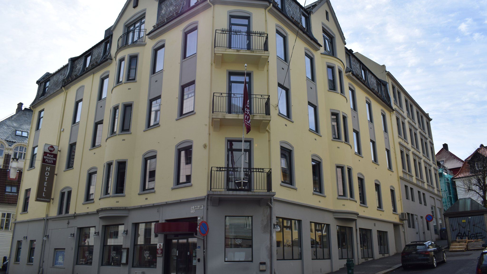 Isdal Woman: The mystery death haunting Norway for 46 years - BBC News