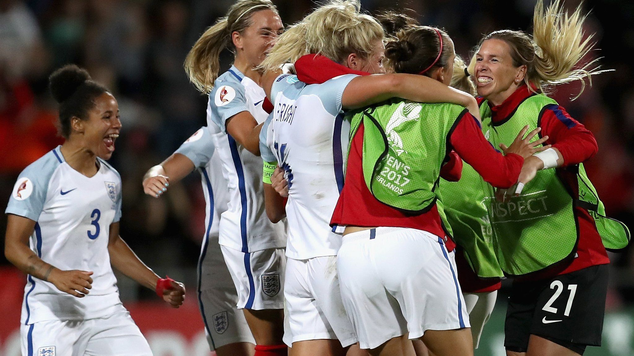 Women's Euro 2017: The Welsh boss delivering for England - BBC News