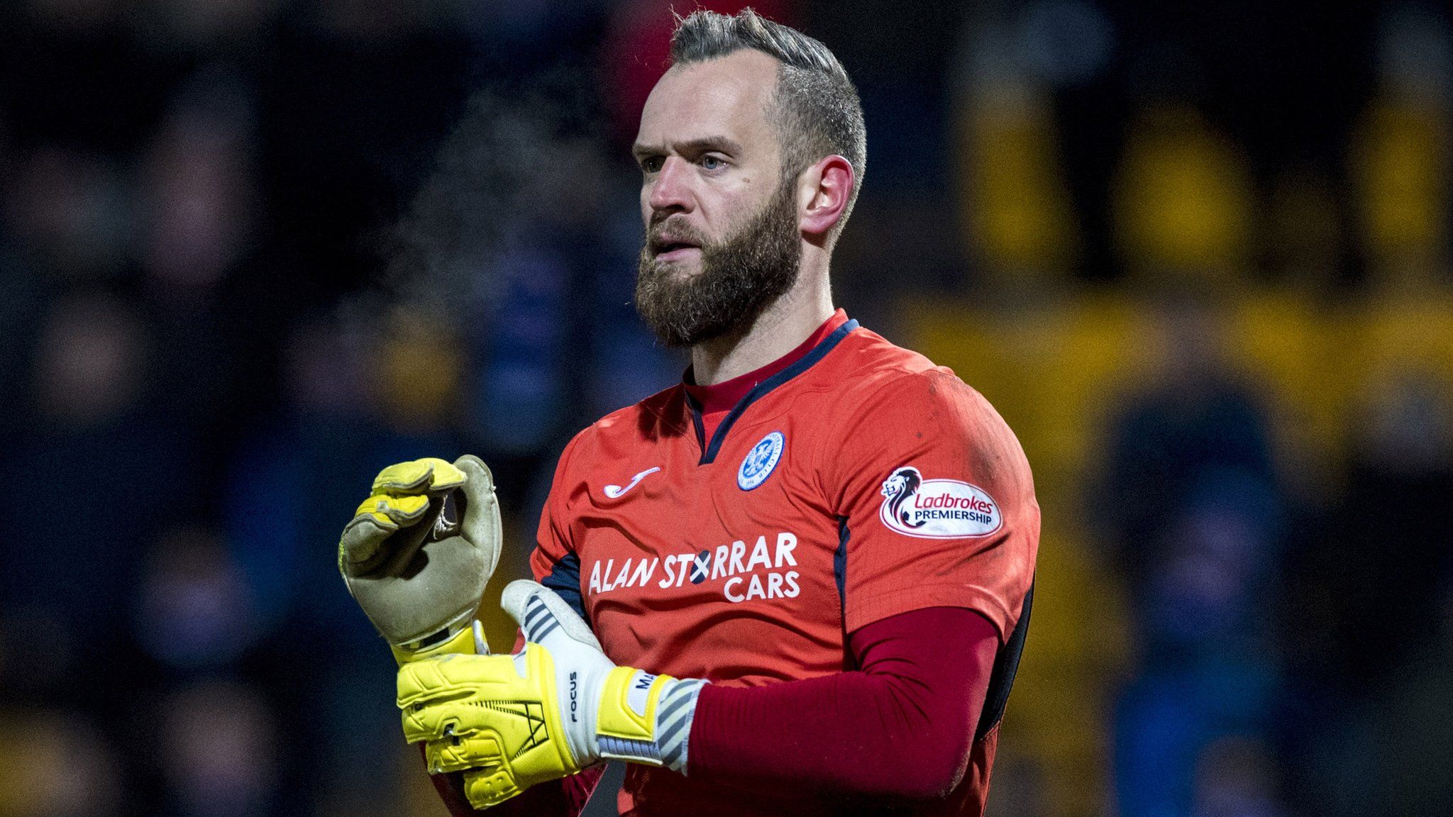 Alan Mannus: Keeper to rejoin Shamrock Rovers after leaving St ...