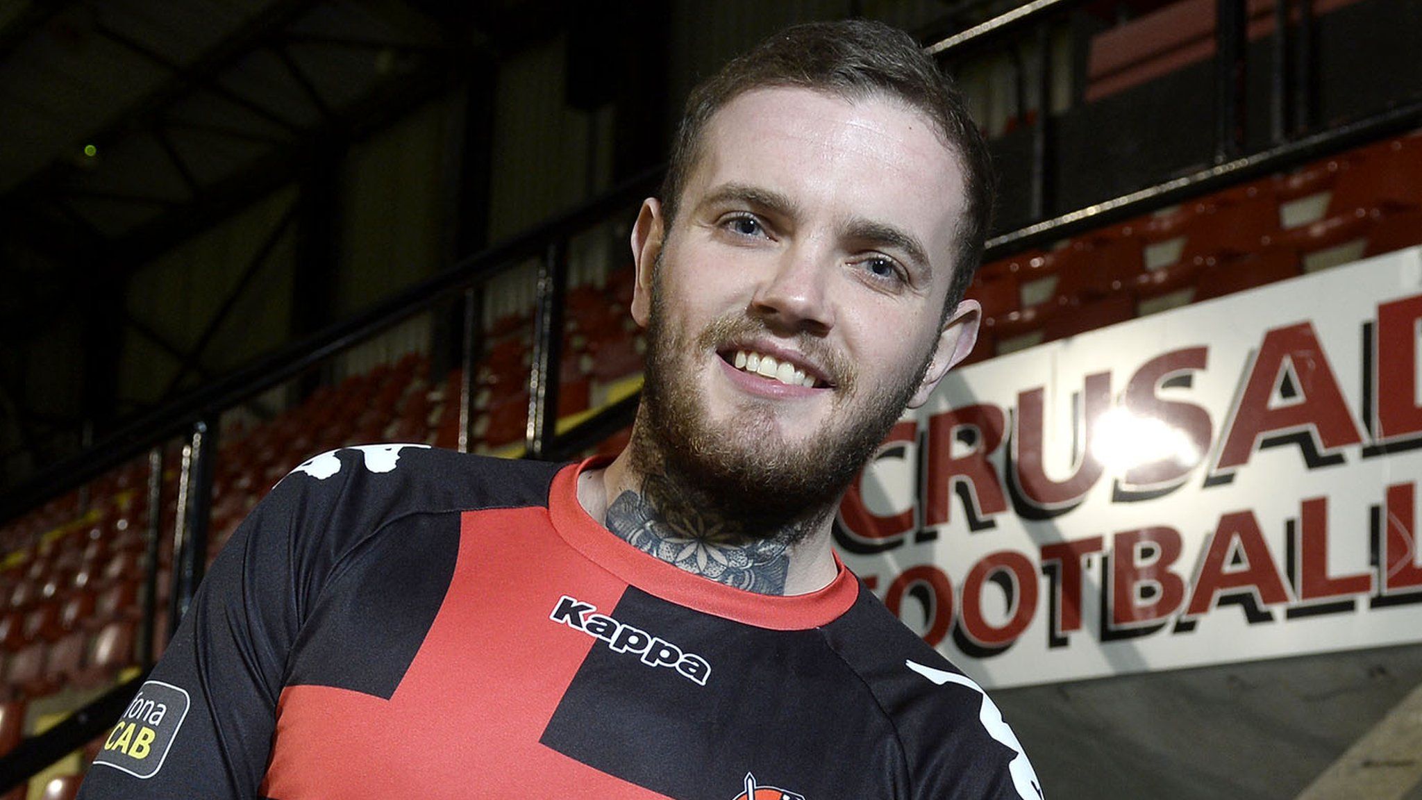 Darren Murray returns to Portadown on two-year deal after exit from ...