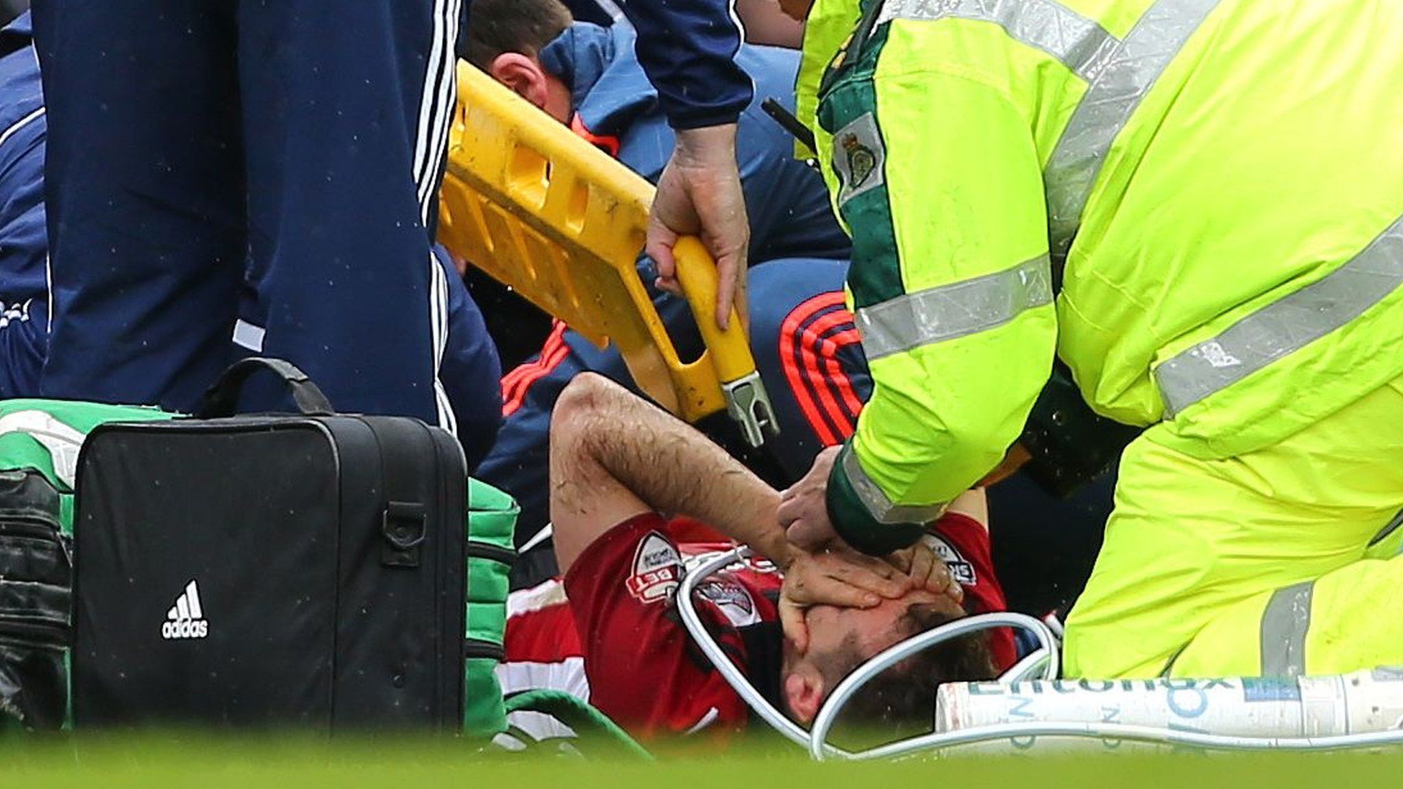 Alan Judge: Brentford and Republic of Ireland midfielder has surgery on ...