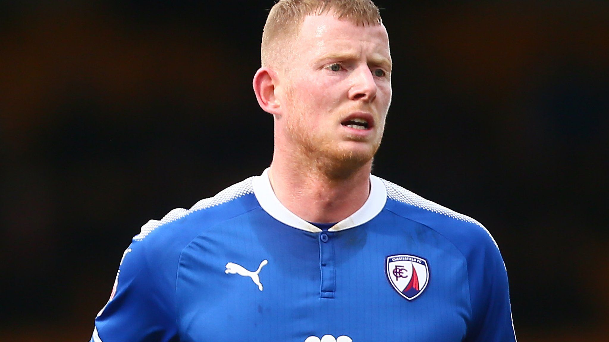 Louis Robles: Grimsby Town sign former Wigan Athletic striker - BBC Sport