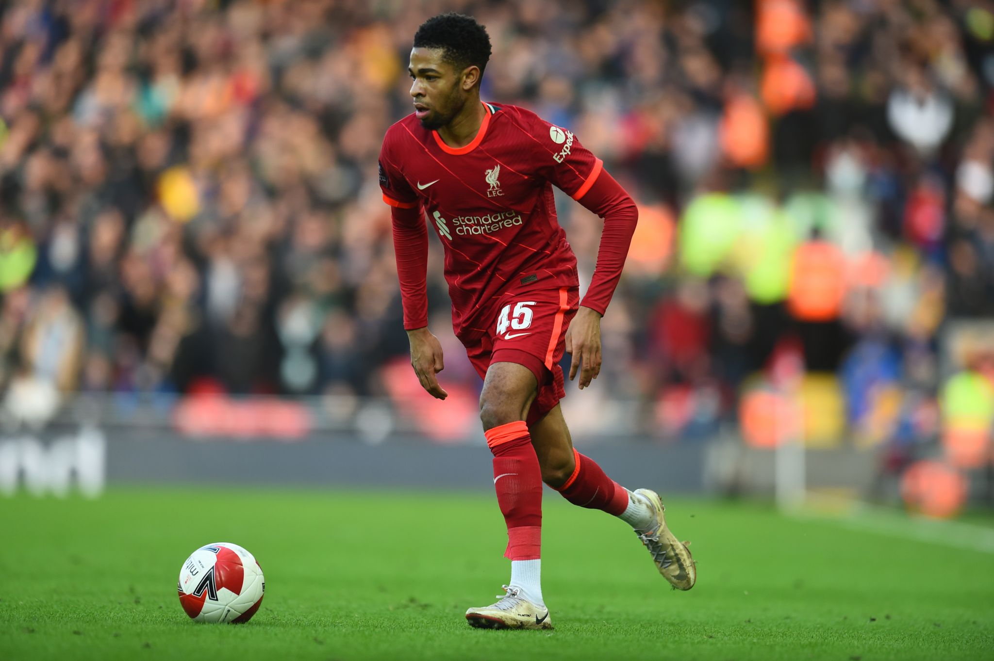 Elijah Dixon-Bonner: QPR sign free agent following Liverpool departure ...