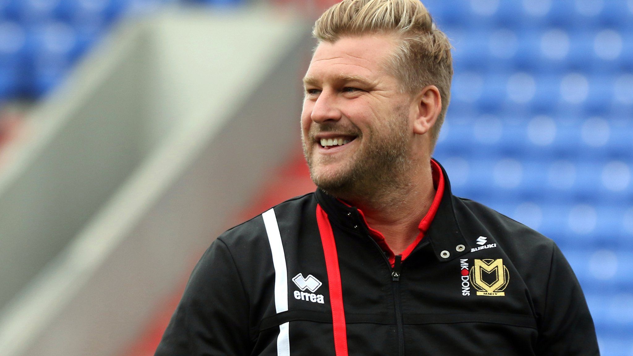 Karl Robinson: Charlton boss confronted by AFC Wimbledon employee - BBC ...