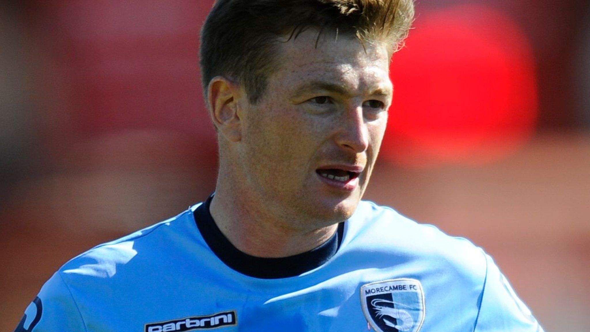 Adam Dawson: Eastleigh sign winger on one-year deal - BBC Sport