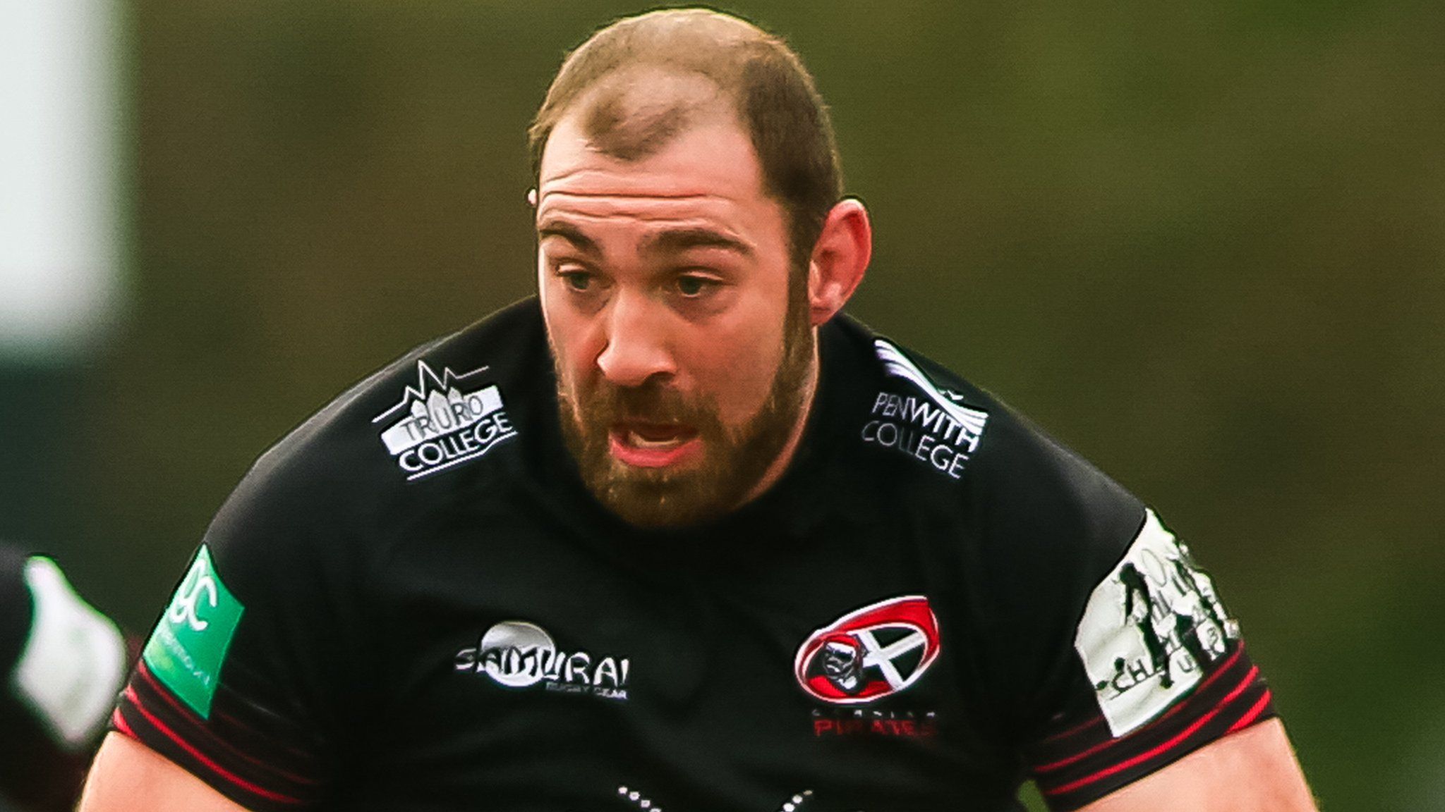 James Fender: Cornish Pirates bring in Ospreys lock on loan - BBC Sport