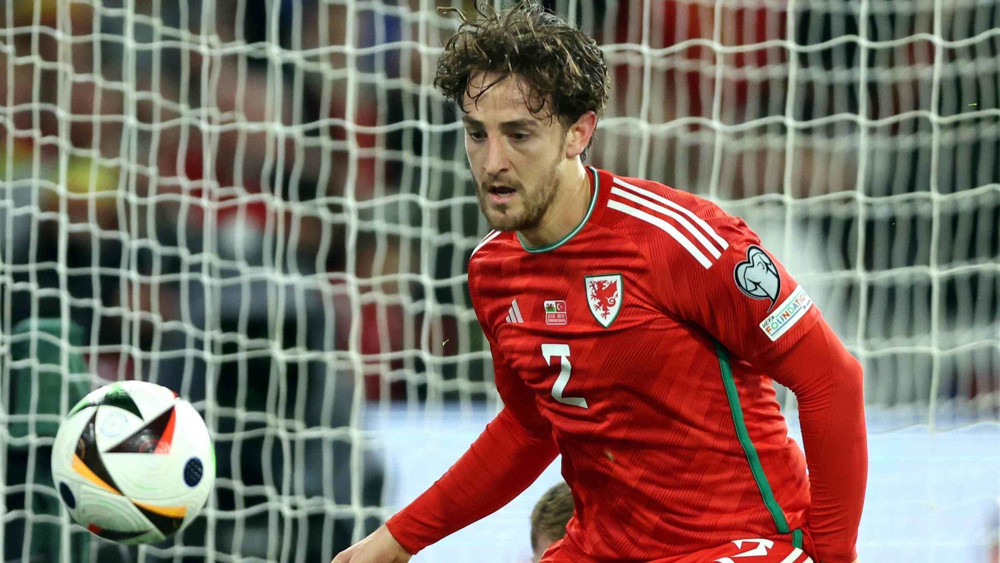 Tom Lockyer wedi ei ryddhau o'r ysbyty wedi ataliad ar y galon - BBC ...