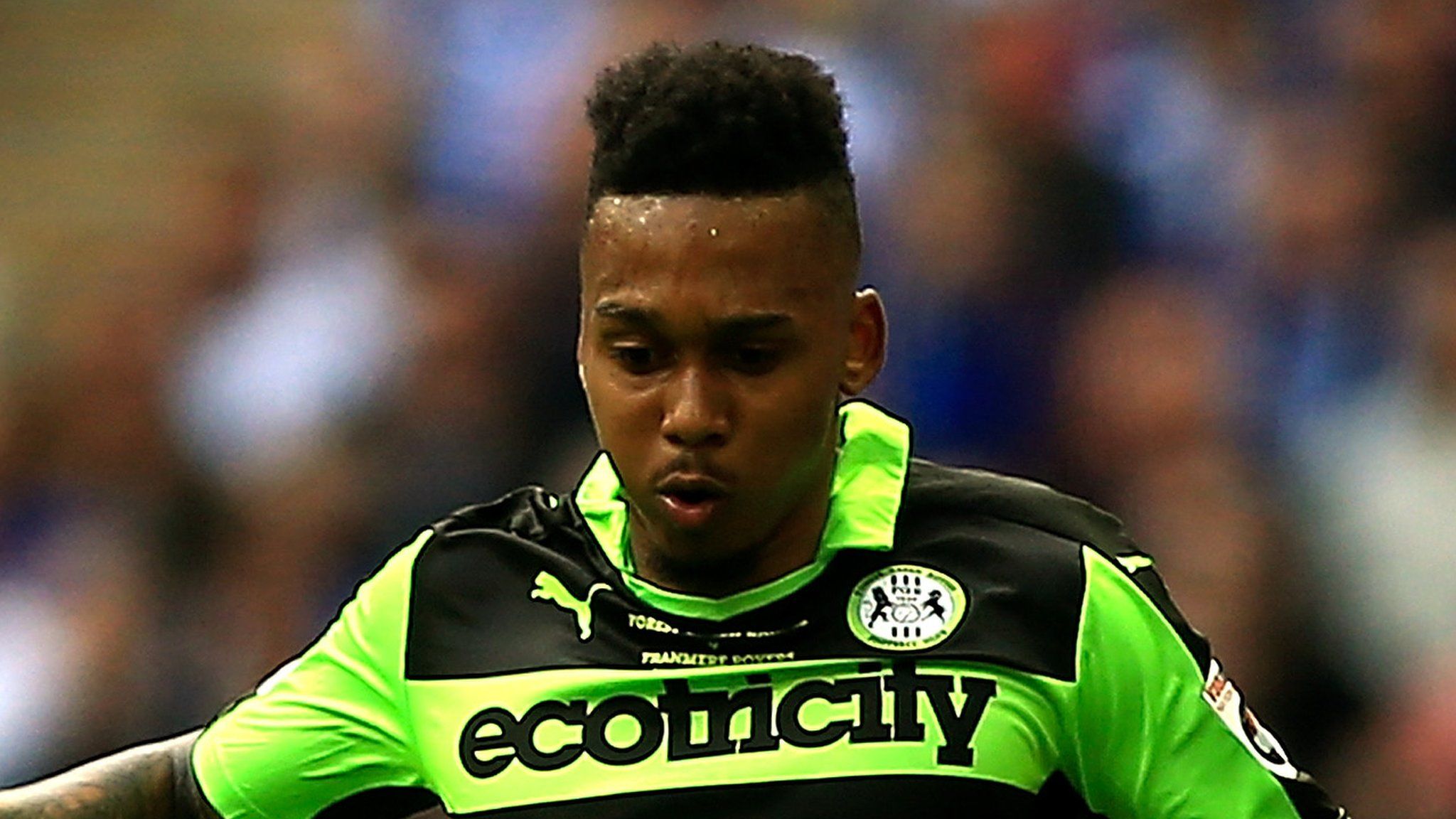 Ade Azeez: Dover Athletic extend Cambridge striker's loan until the end ...