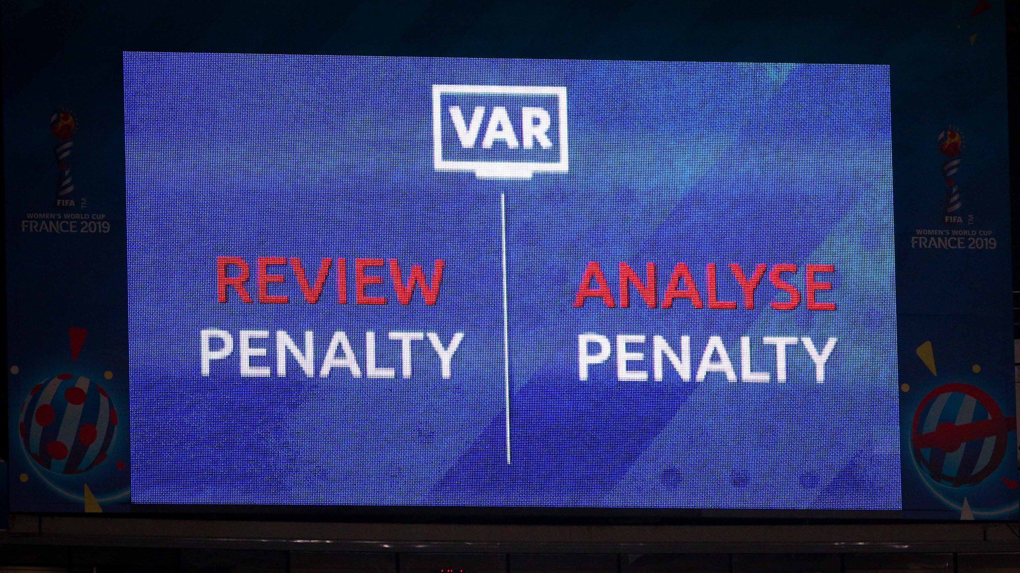 VAR: referees to discuss how it is used in Premier League - BBC Sport