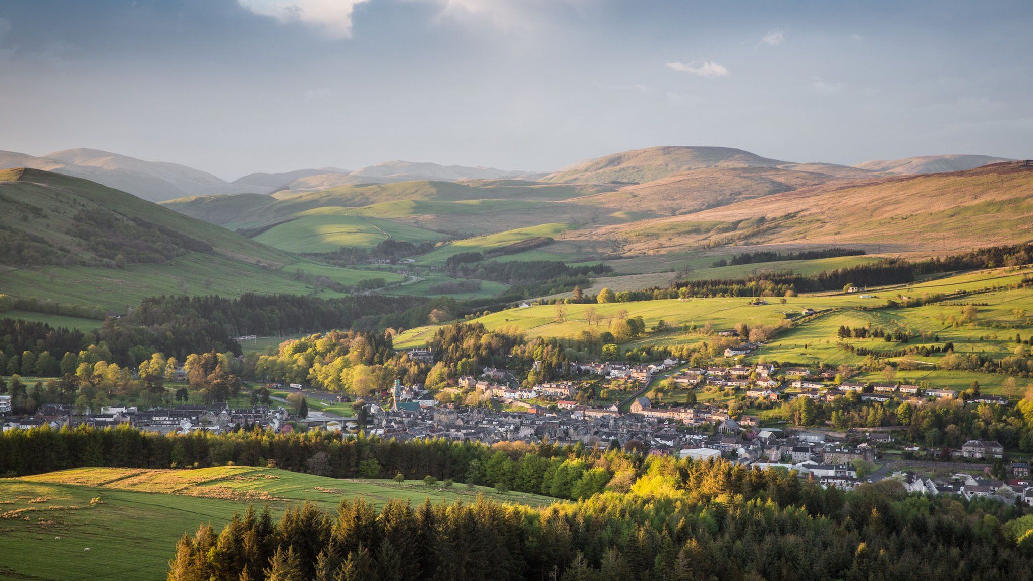 Buccleuch to sell off large slice of south of Scotland estate - BBC News