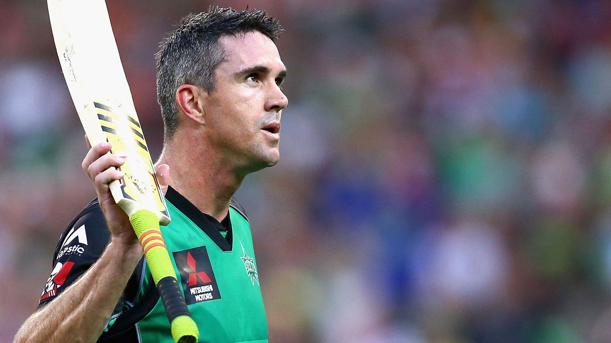 T20 Blast: Kevin Pietersen hits 52 as Surrey beat Essex, Derbyshire win ...