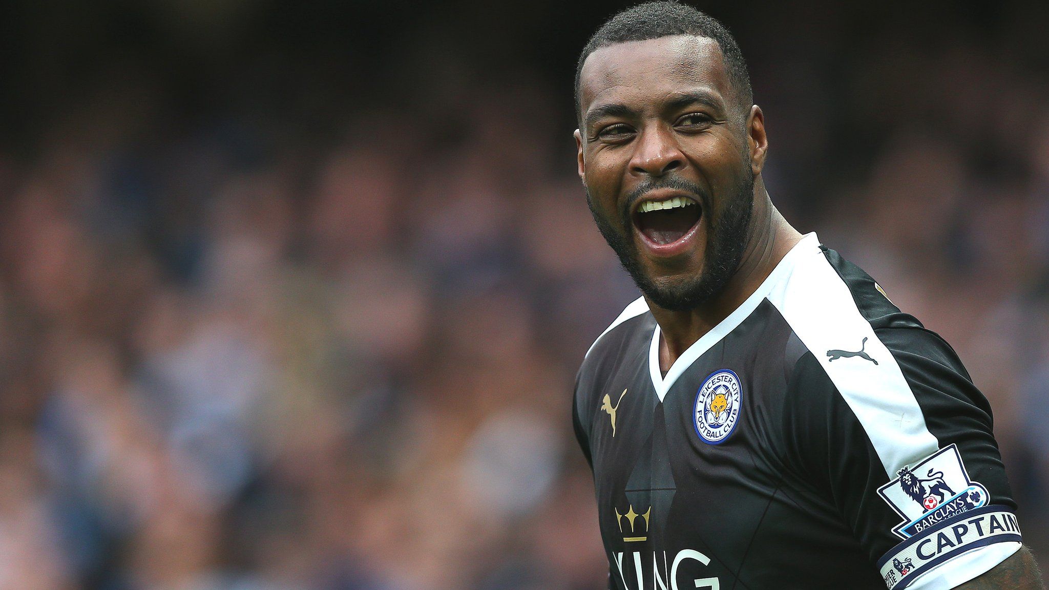 Wes Morgan: Leicester City's title-winning captain signs new deal - BBC ...