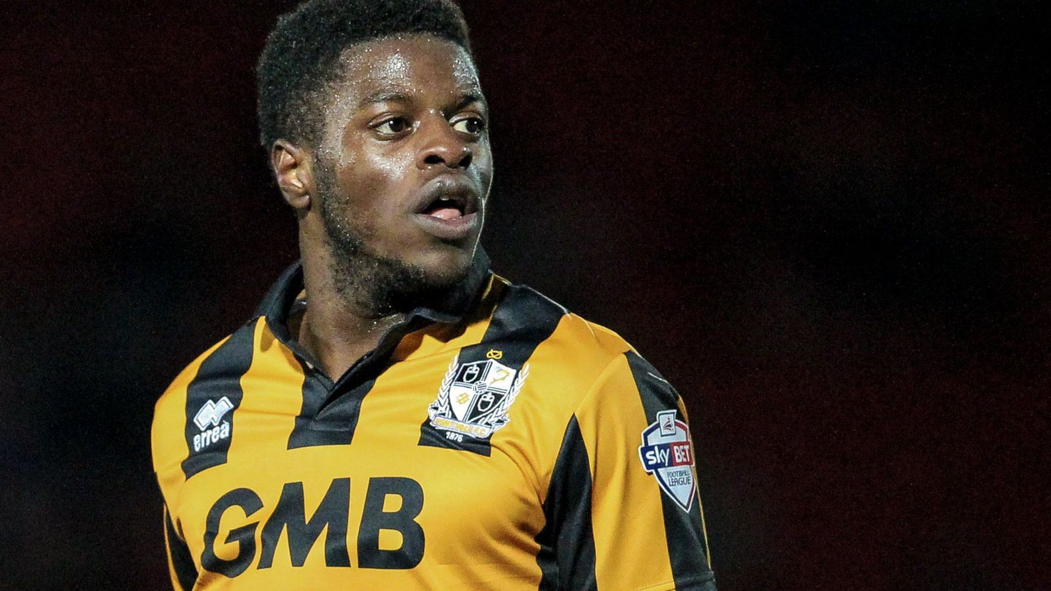 JJ Hooper: Northampton Town forget player's shirt for game at Swindon ...