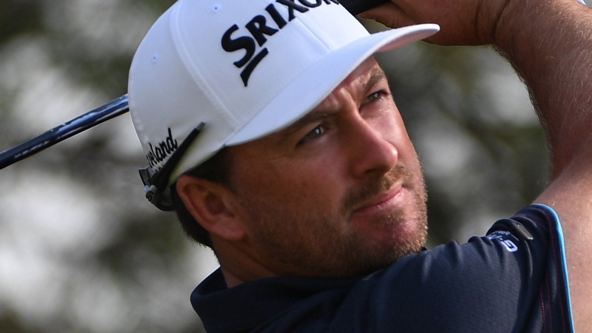 Graeme McDowell trails Sergio Garcia by eight shots in Dubai Desert Classic - BBC Sport