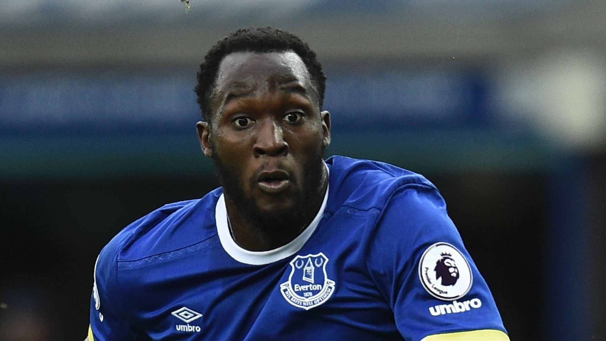 Romelu Lukaku: Everton striker says goodbye before Man Utd move - BBC Sport