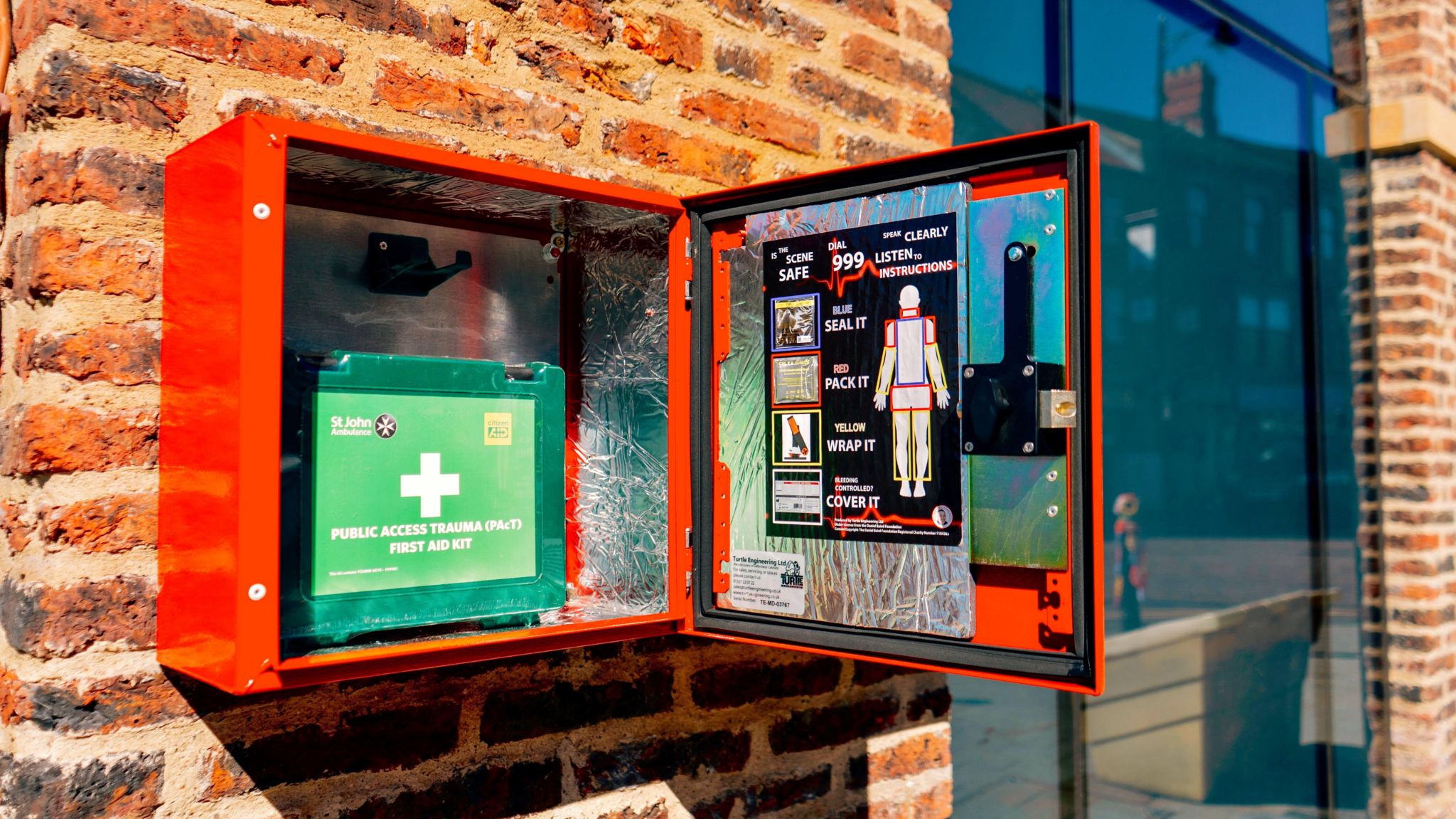 Bleed control kits to help stab and crash victims in Stockton - BBC News