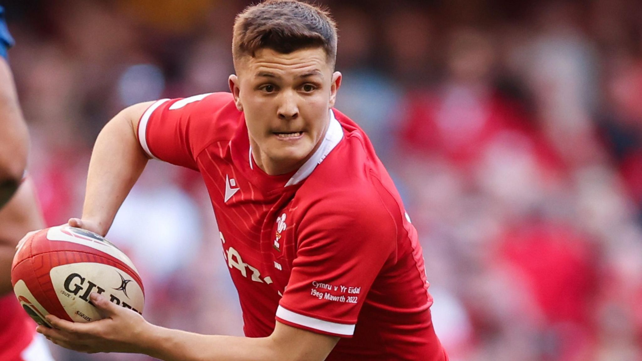 Welsh rugby: Who is signed or leaving regions for 2024-25 season - BBC ...