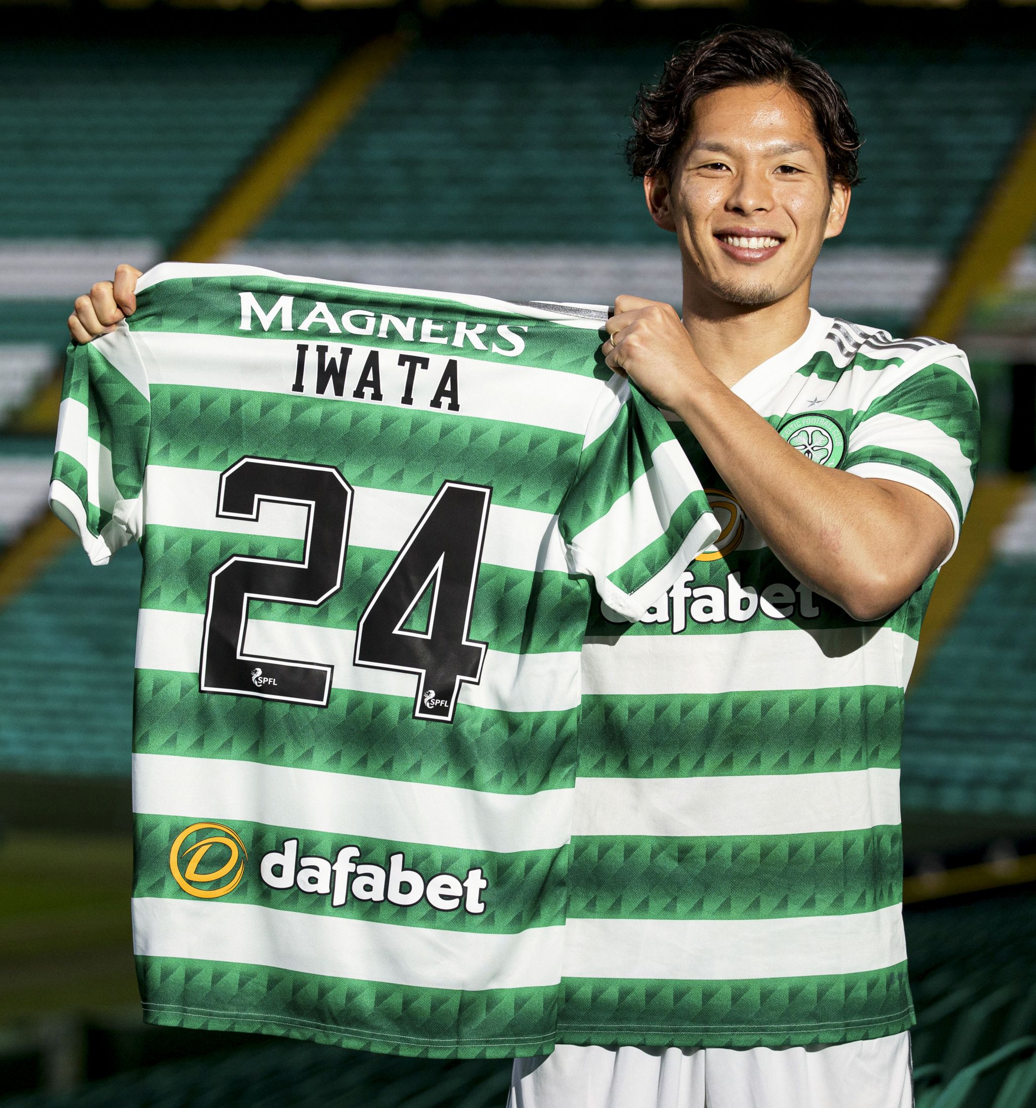 New signing Iwata already clued up on Scottish game - BBC Sport