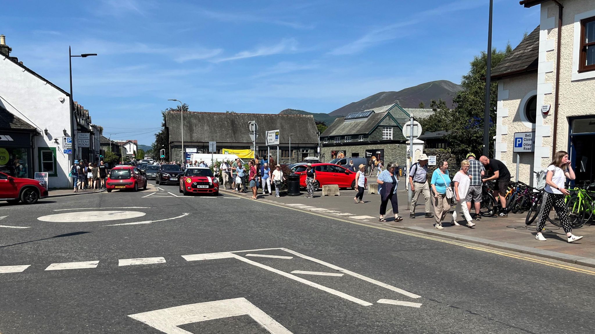 'Wrong time' for Keswick Convention as trade hit, businesses say - BBC News