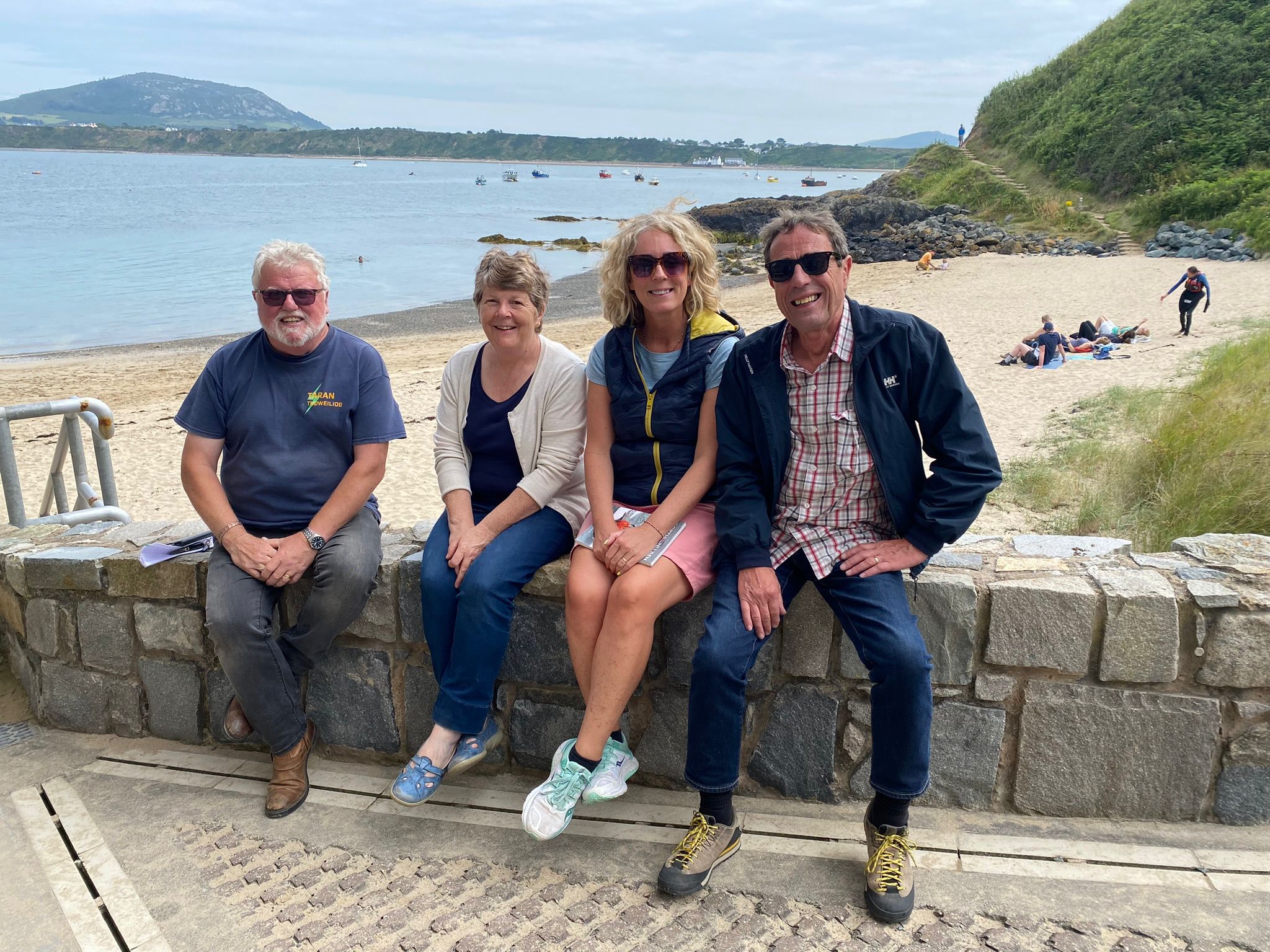 Pen Llŷn John ac Alun mewn pump lle - BBC Cymru Fyw