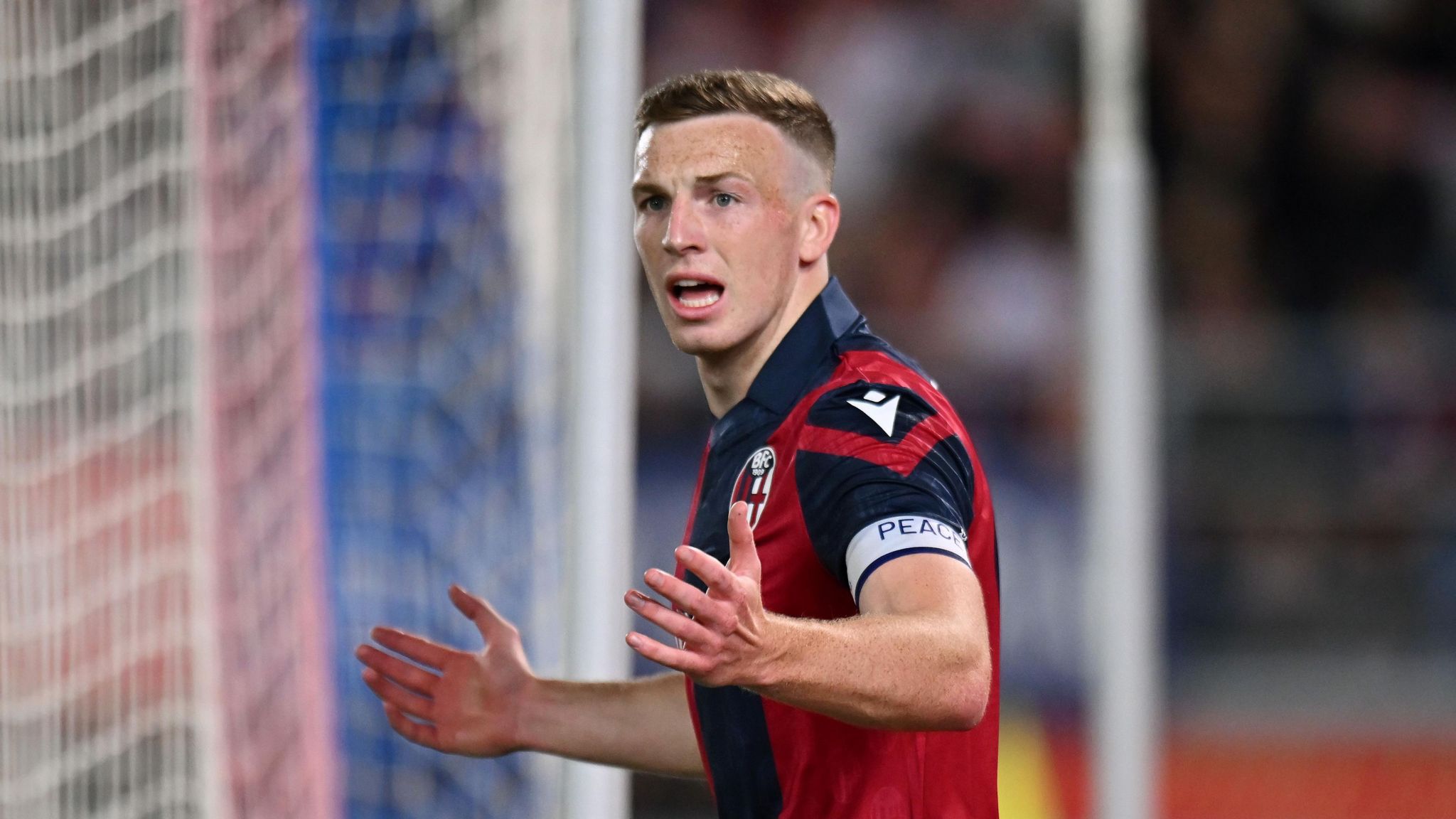 Scotland midfielder Lewis Ferguson to undergo knee surgery - BBC Sport