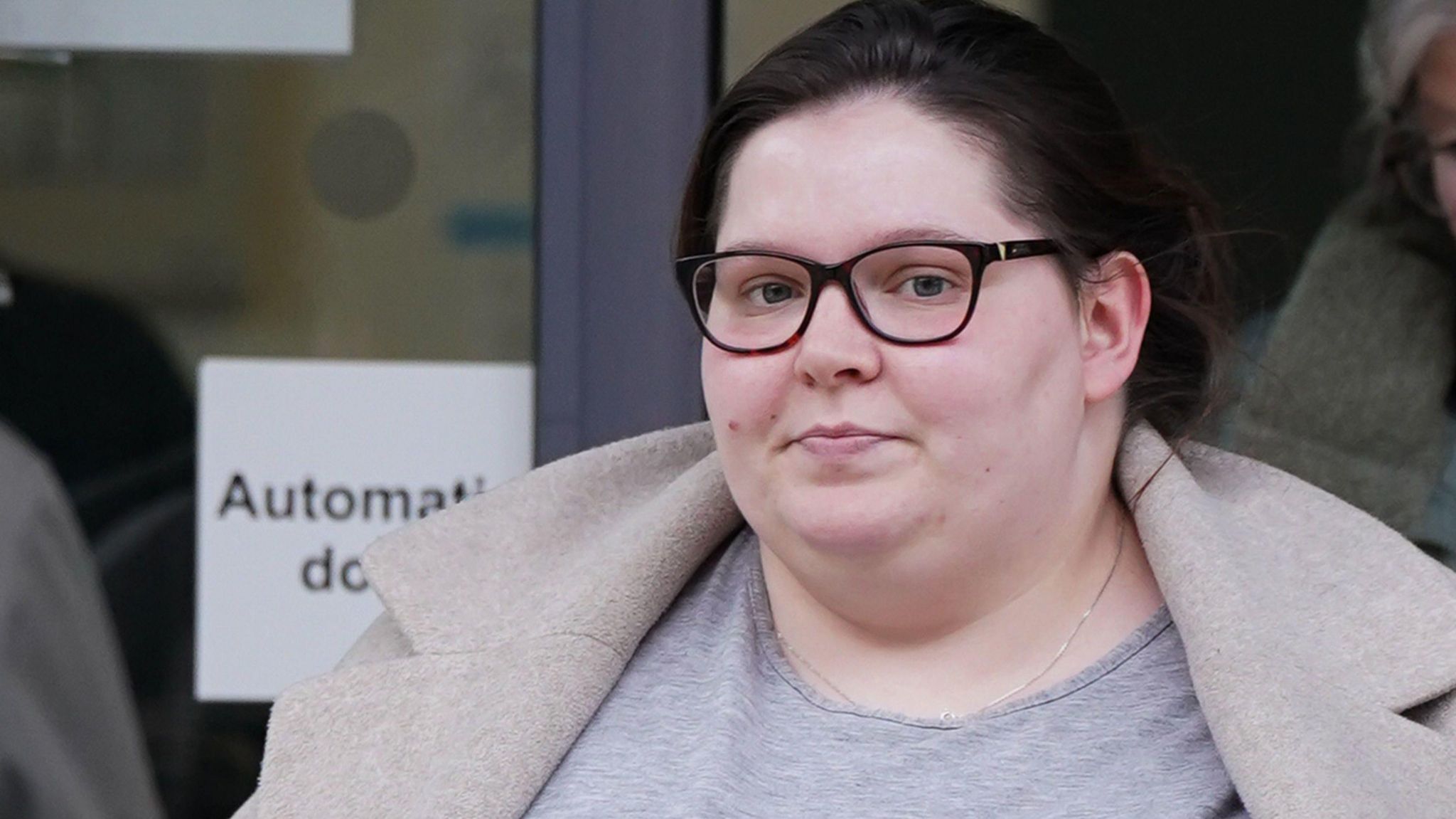 Man posed as doctor to poison West Mersea couple, court told - BBC News