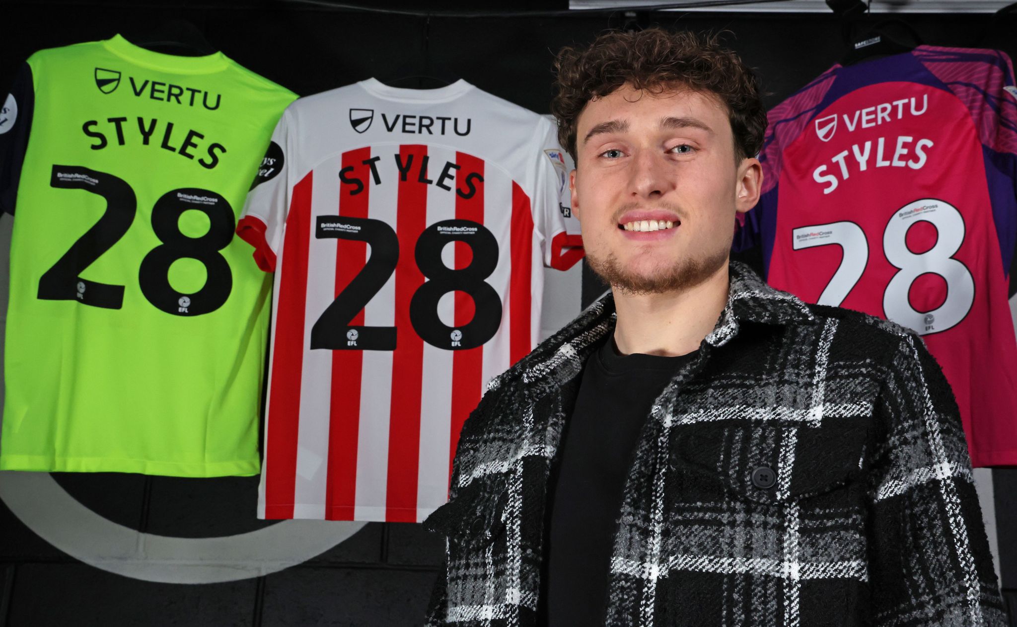 Callum Styles is 'buzzing' to 'finally' join Sunderland - BBC Sport