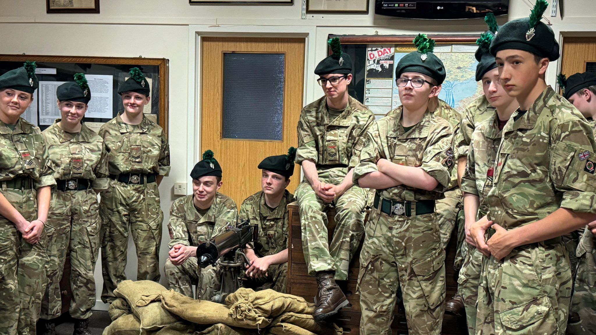 D-Day: Army cadets aim to continue remembrance - BBC News