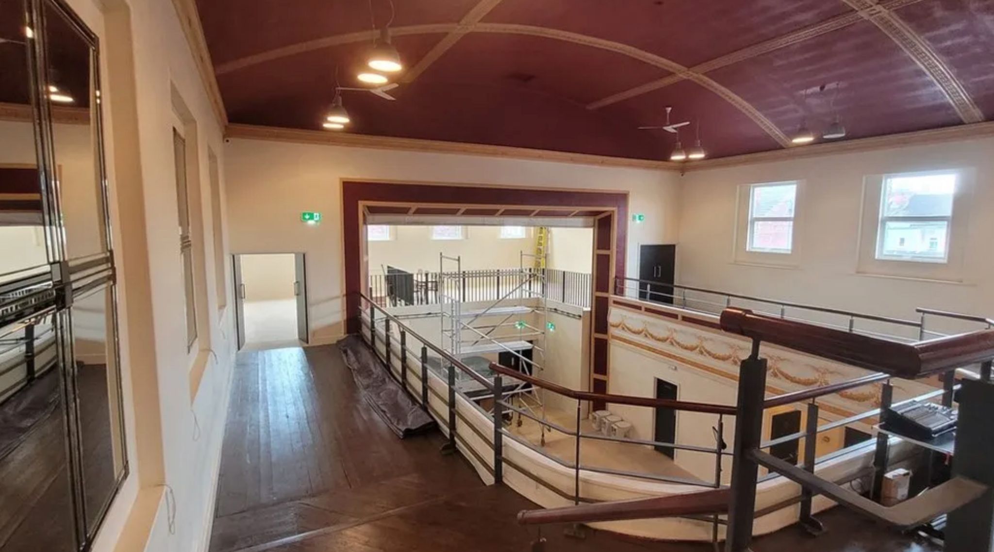 Gainsboroughs Victorian Theatre To Reopen After 8 Years Bbc News