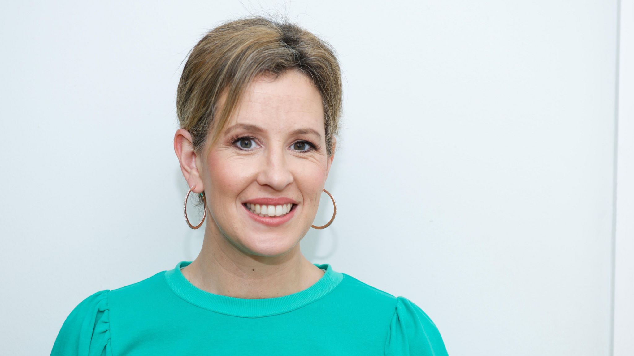 Mari Grug: 'Ddim ofn marw, ond yn teimlo ofn dros y plant' - BBC Cymru Fyw