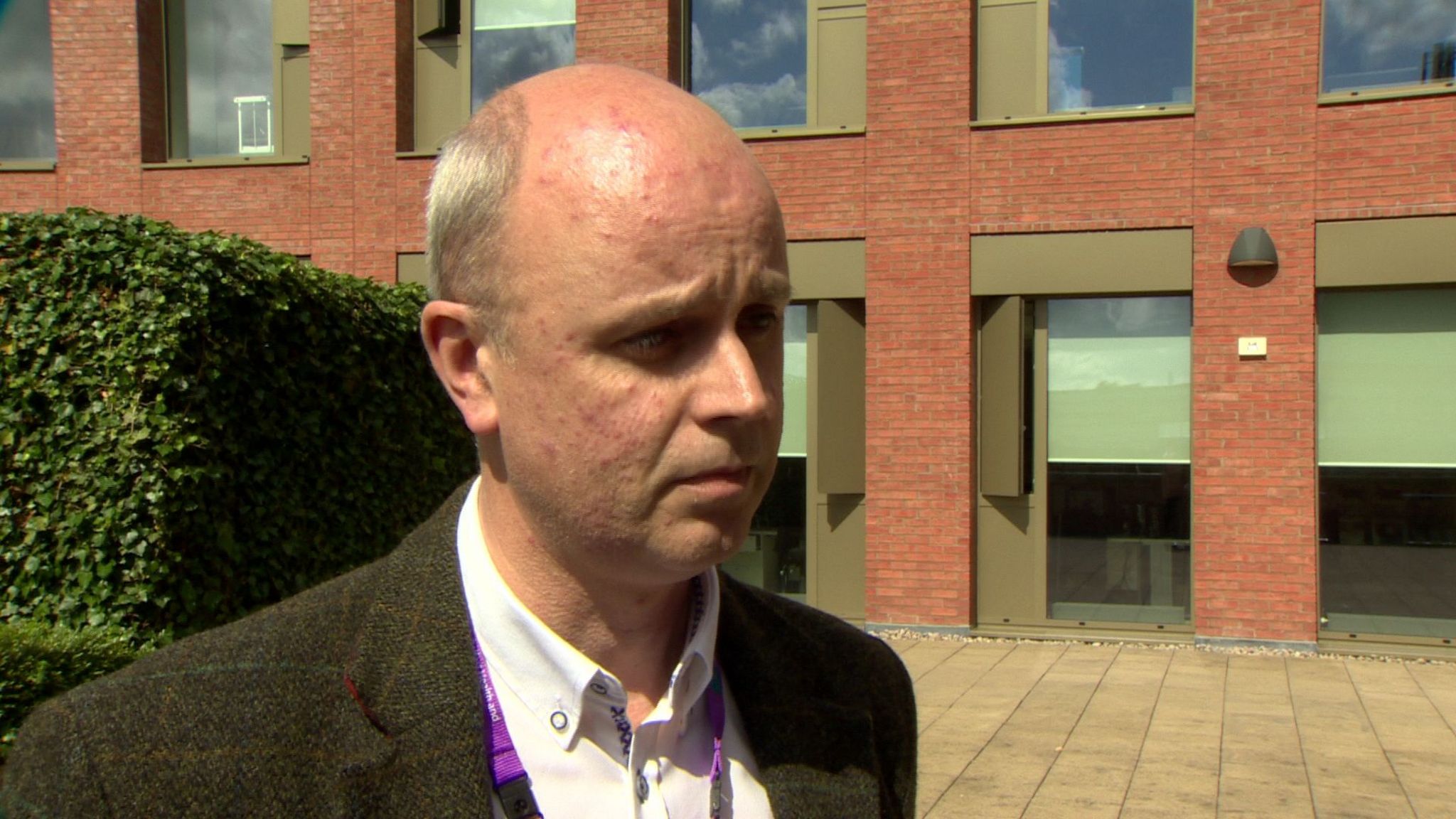 Junior doctors strike coincides with launch of new IT system - BBC News