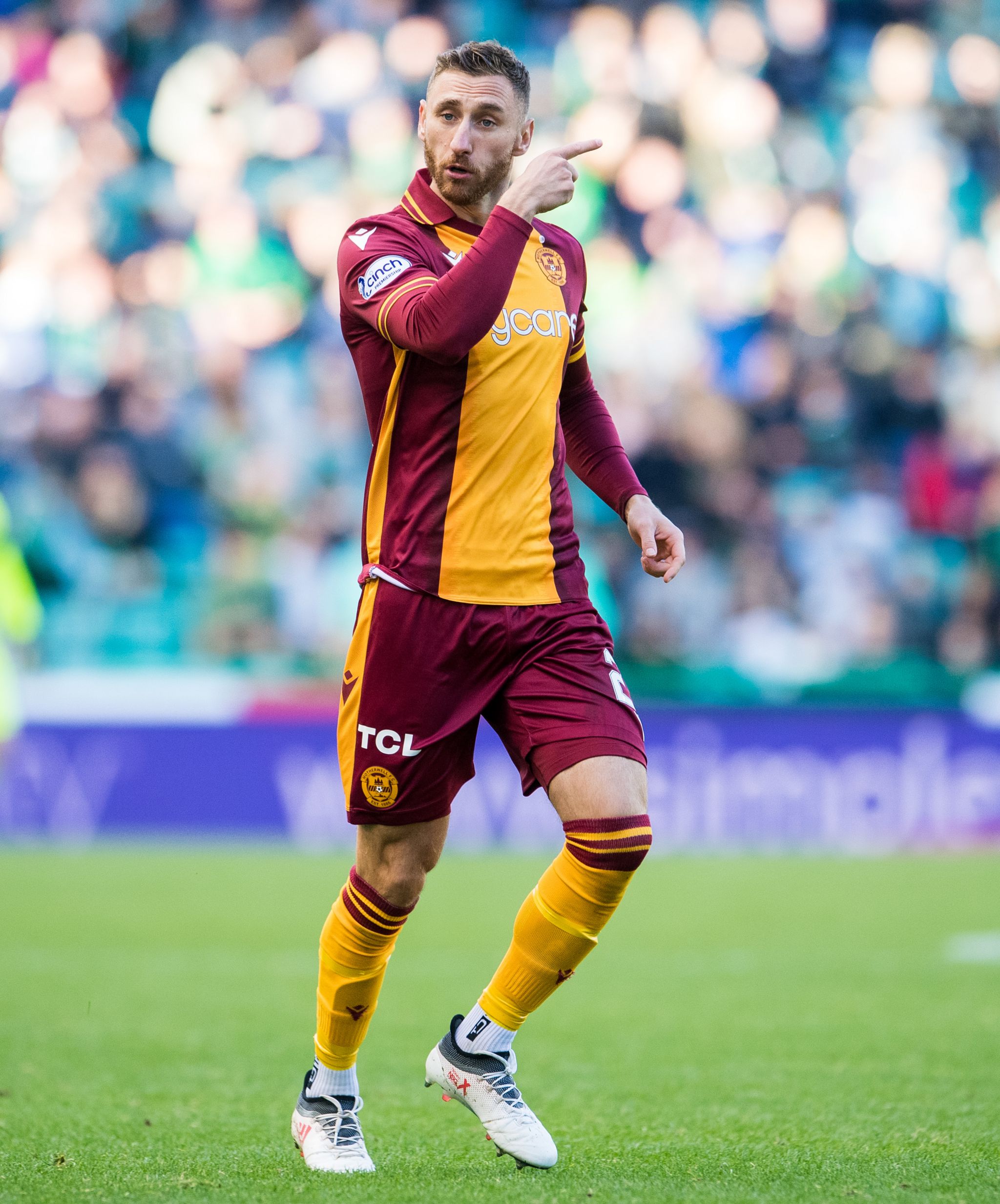 H﻿ammell preaches patience over striker Moult - BBC Sport