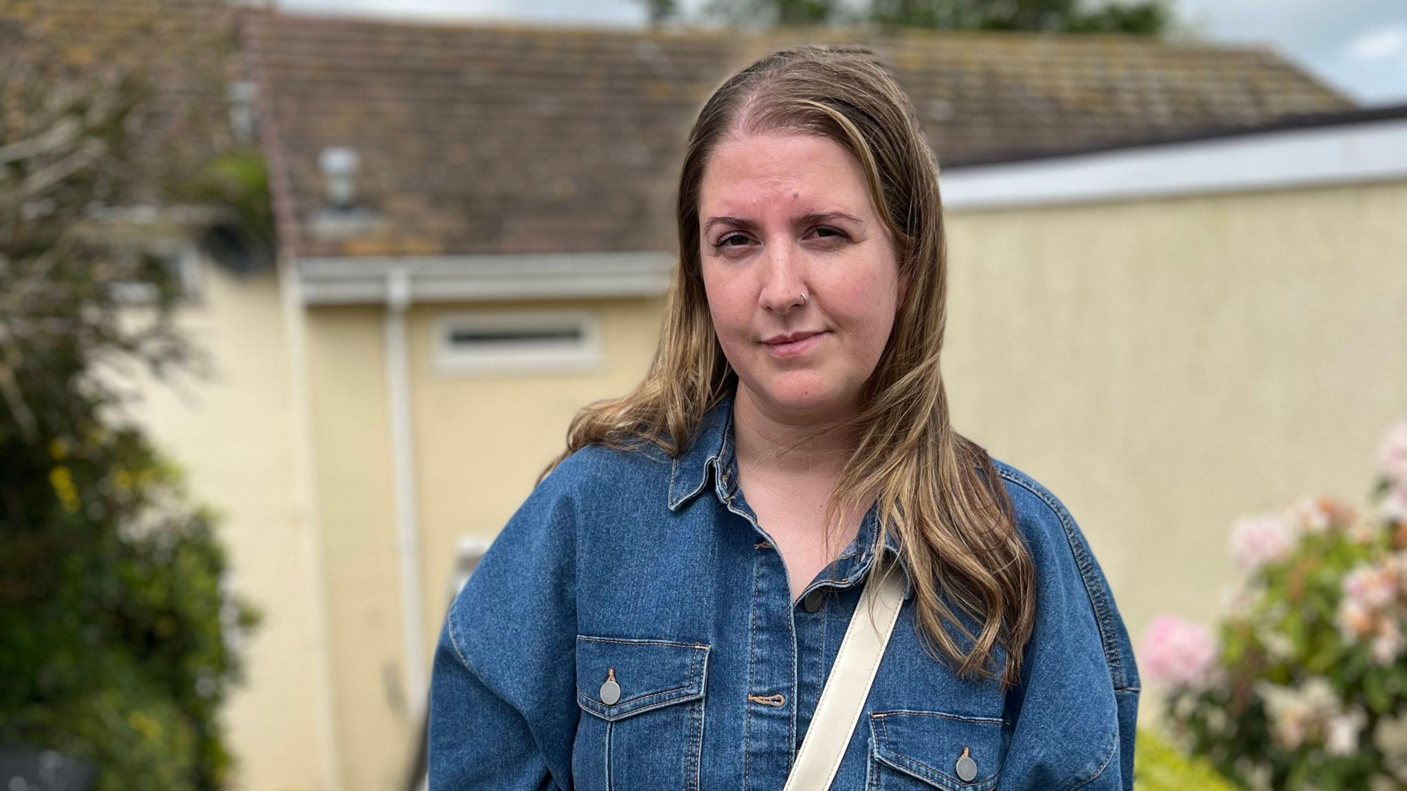 Parasite outbreak cases in Devon double to 46 - BBC News