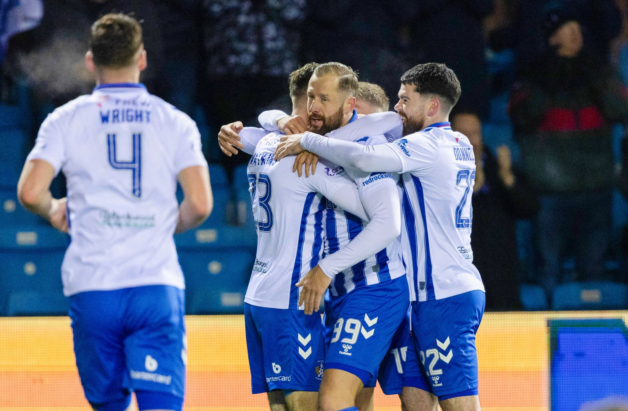 Can 'streetwise' Killie conquer Cove? - BBC Sport