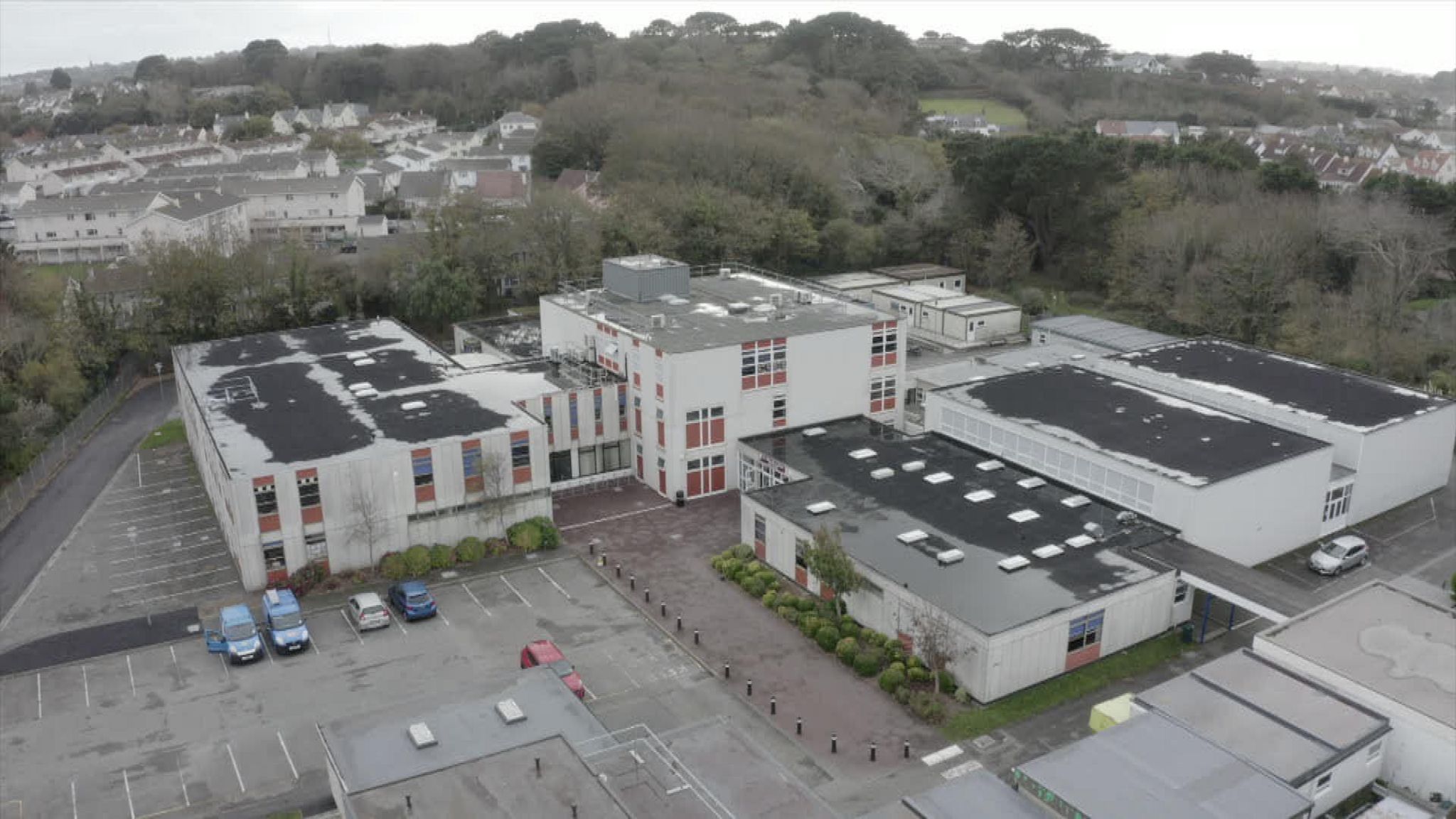 Guernsey La Mare de Carteret primary rated as good by Ofsted - BBC News