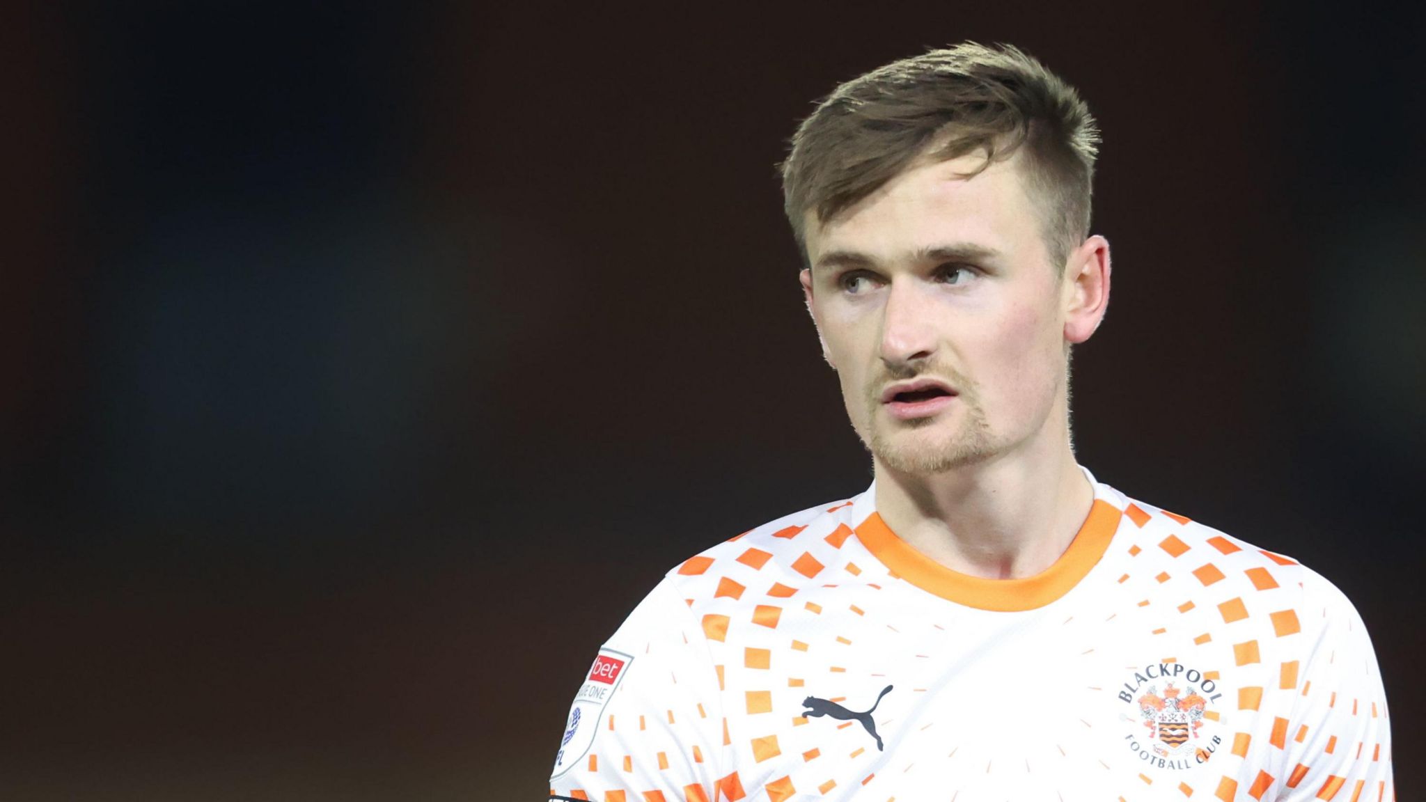 Callum Connolly: Ex-Blackpool man agrees two-year deal Stockport - BBC ...