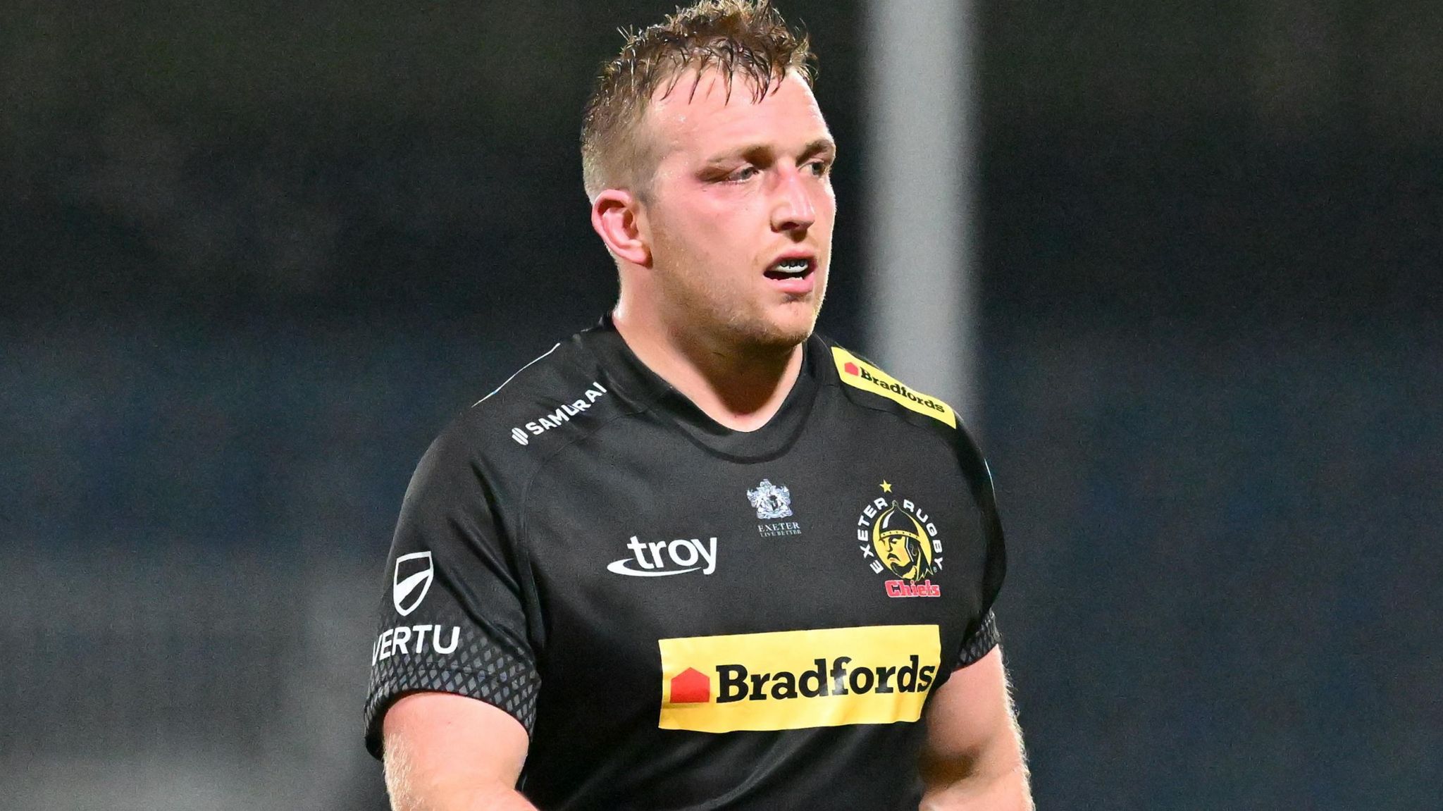 Billy Keast: Exeter Chiefs prop extends contract - BBC Sport
