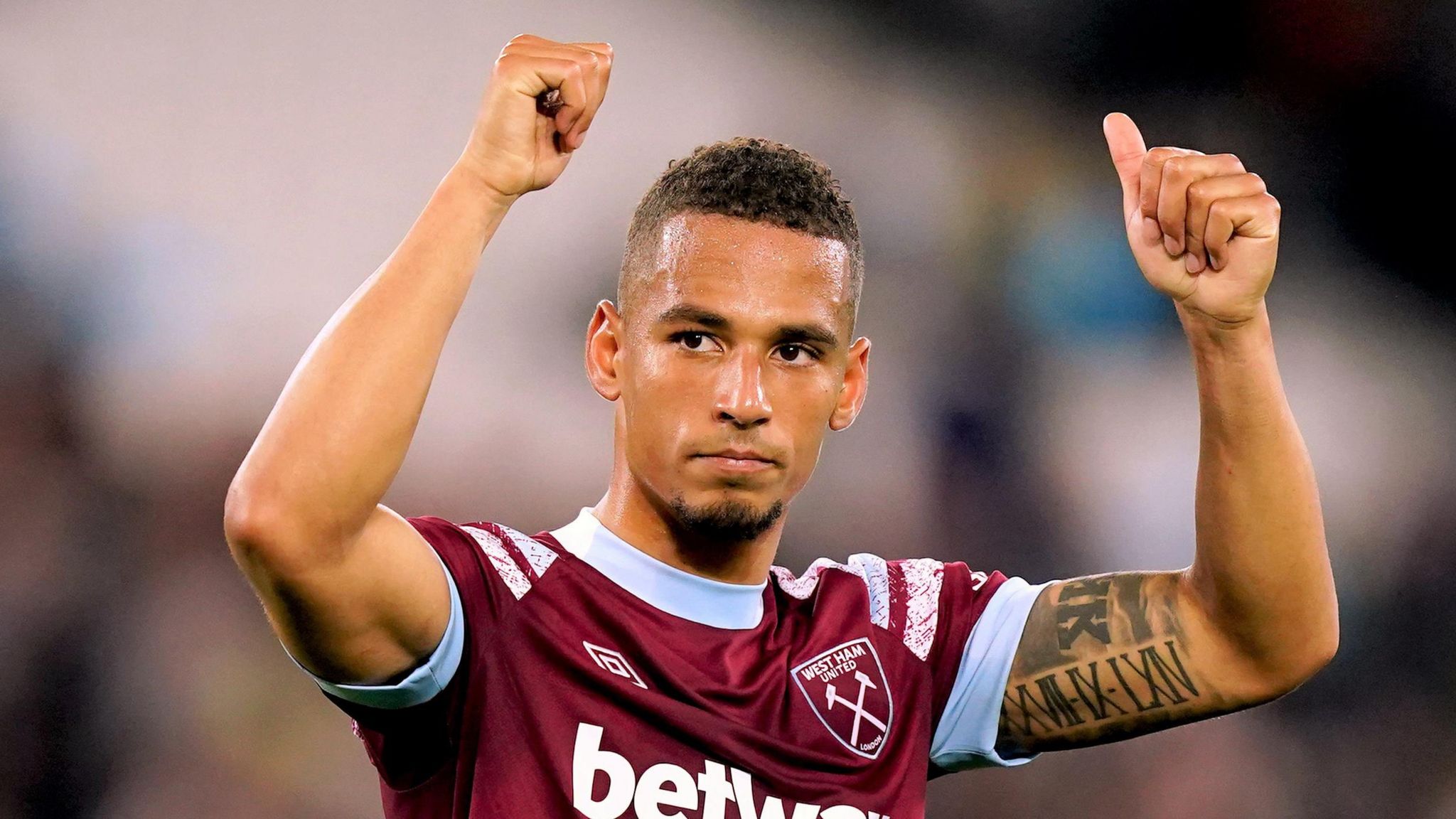 West Ham vs Fiorentina: Kehrer's excitement builds for final - BBC Sport