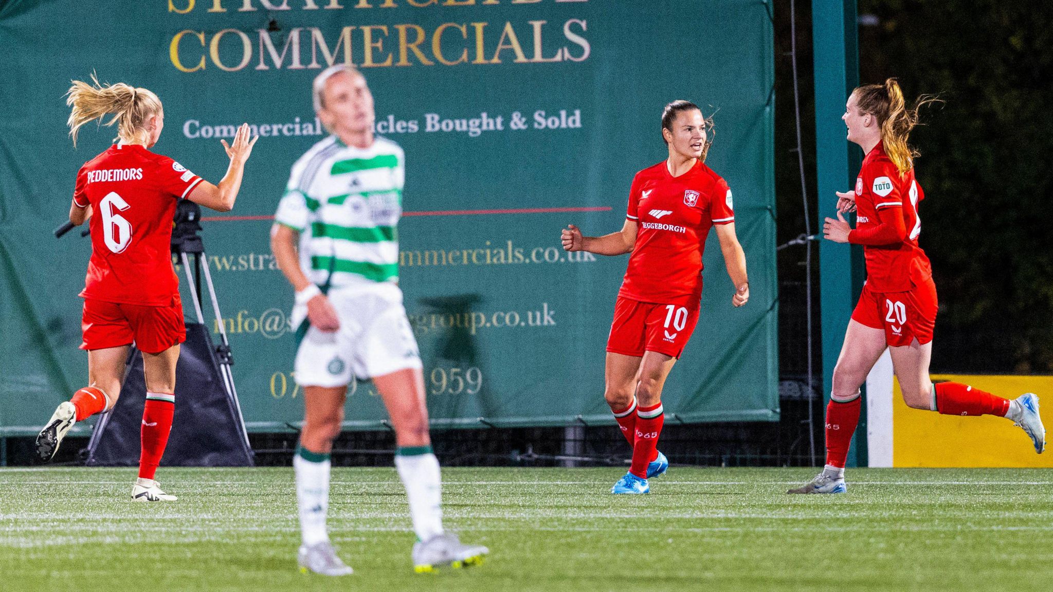 Women's Champions League: Celtic 0-2 FC Twente - BBC Sport